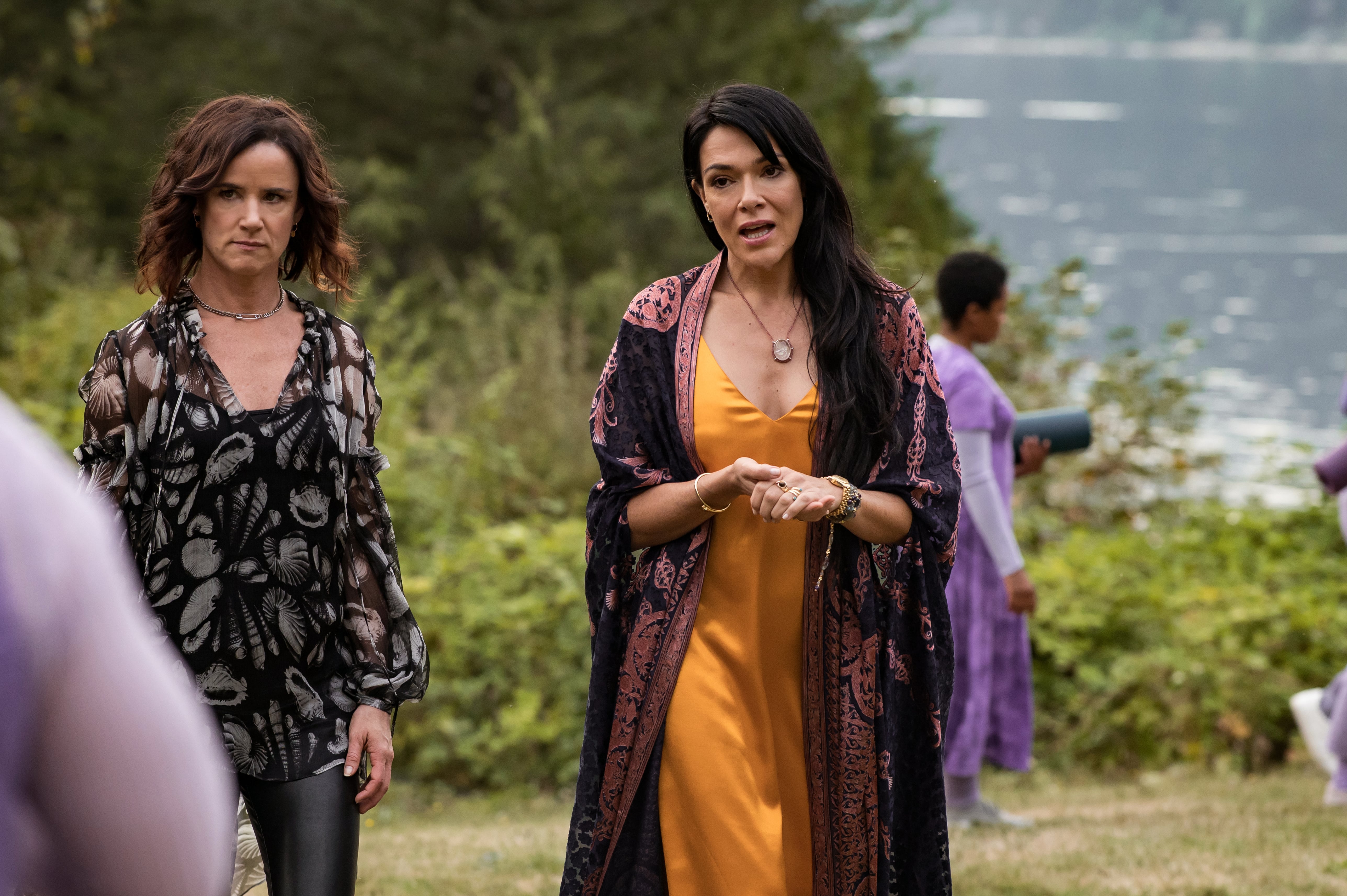 Yellowjackets Cult and Symbol, Explained | POPSUGAR Entertainment