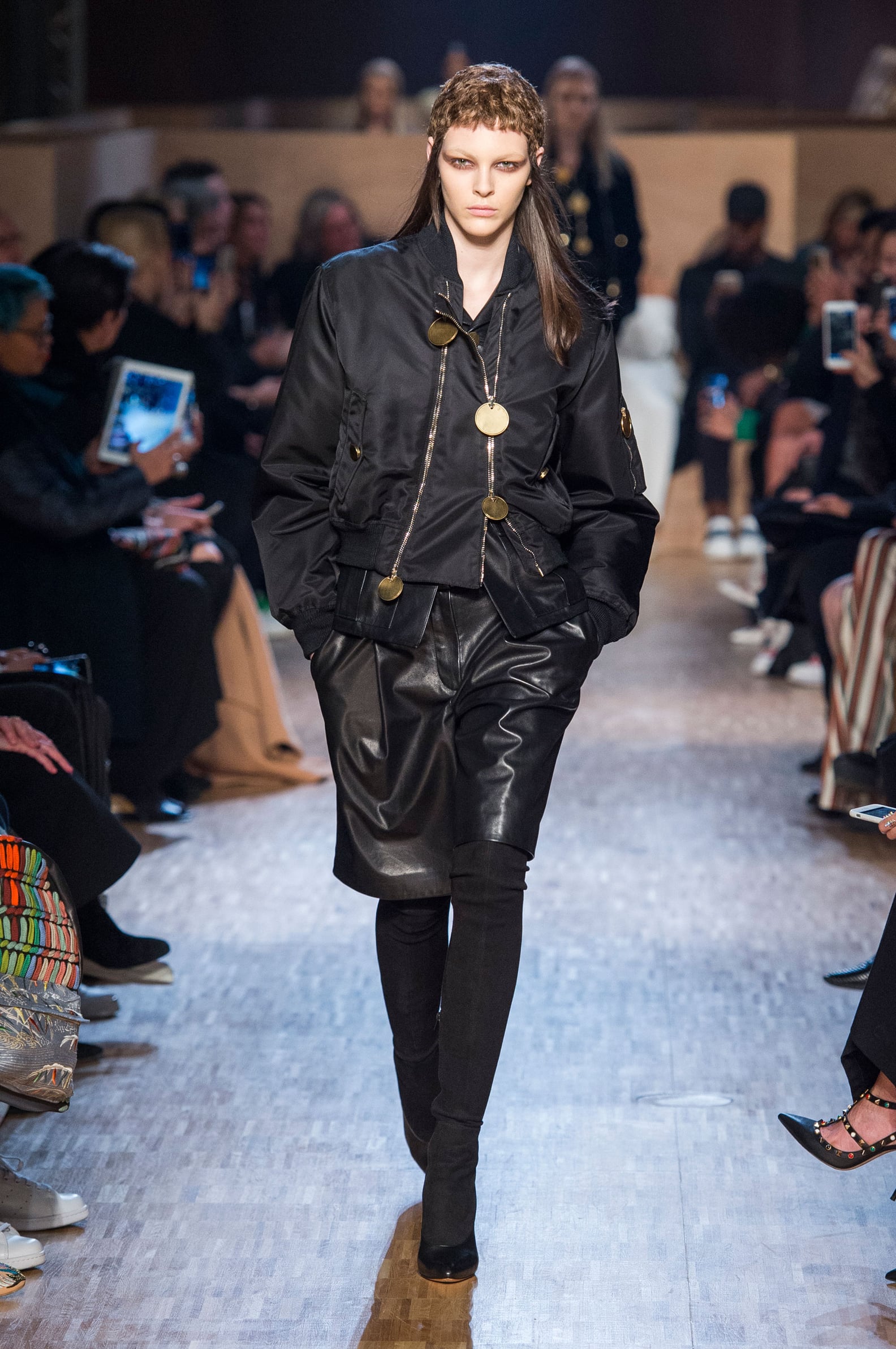 Givenchy Fall 2016 Runway | PS Fashion