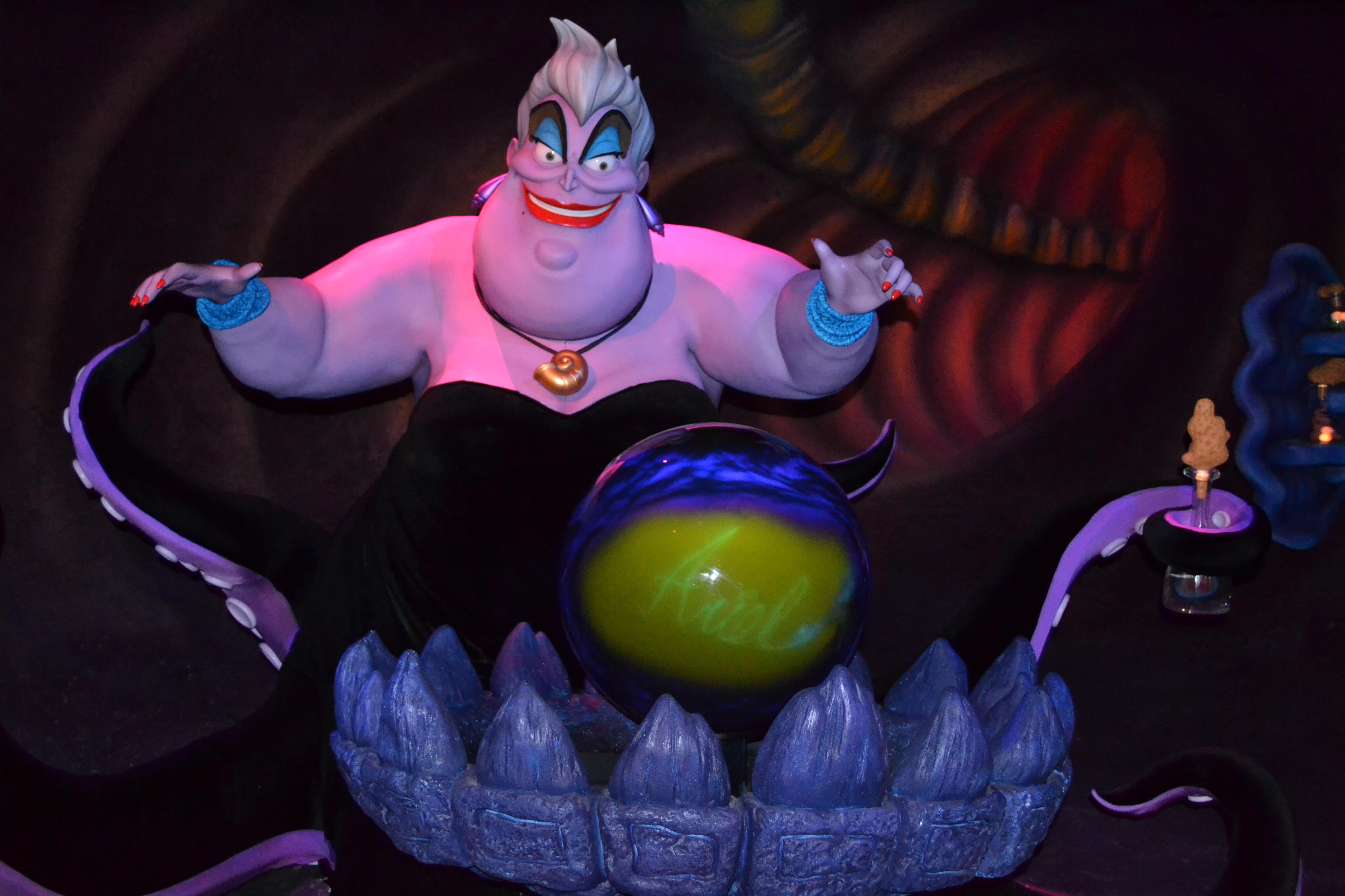 Disneyland Animatronic Ursula's Head Fell Off | POPSUGAR Family