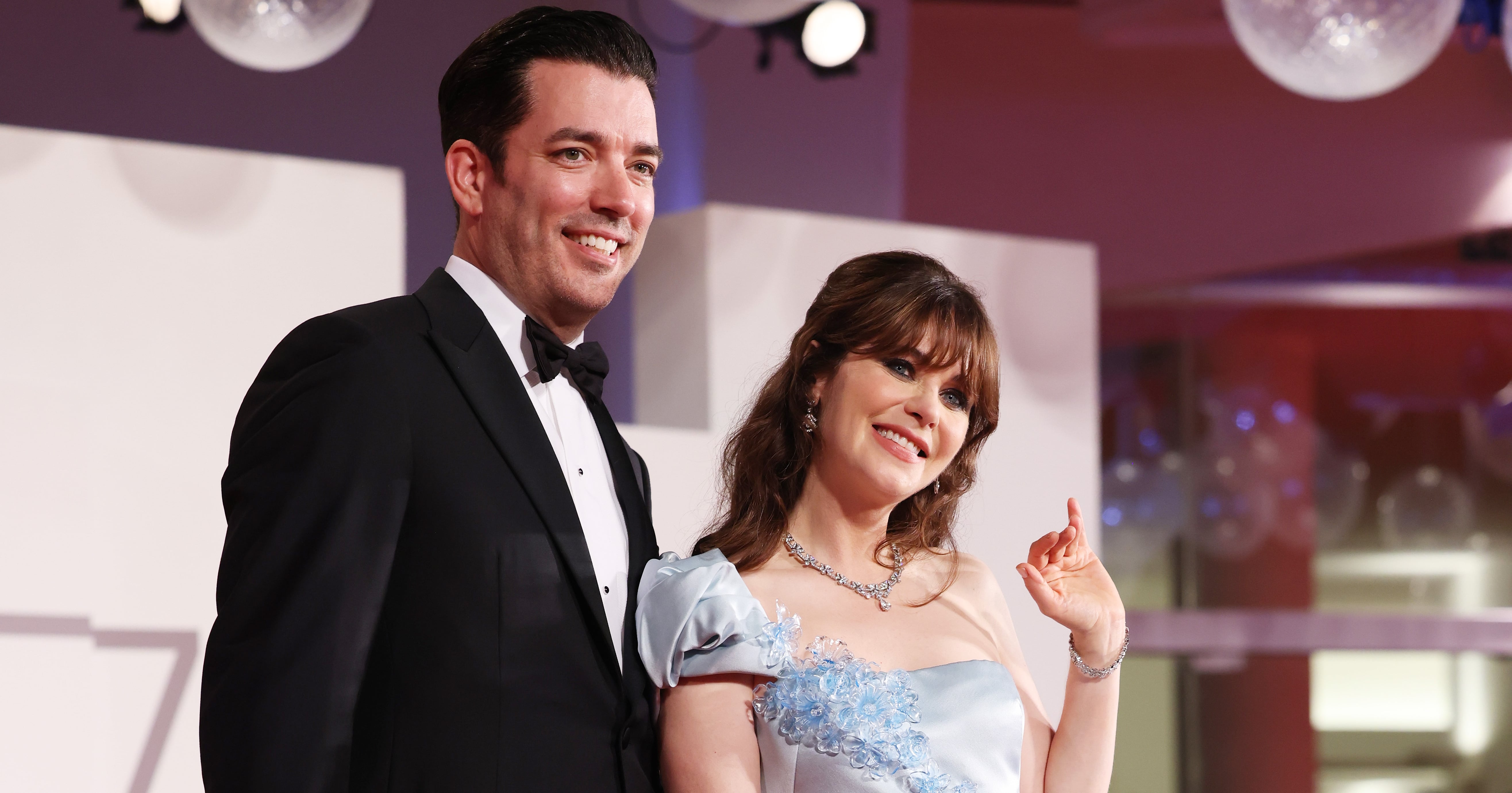 Zooey Deschanel and Jonathan Scott Relationship Timeline | PS Celebrity
