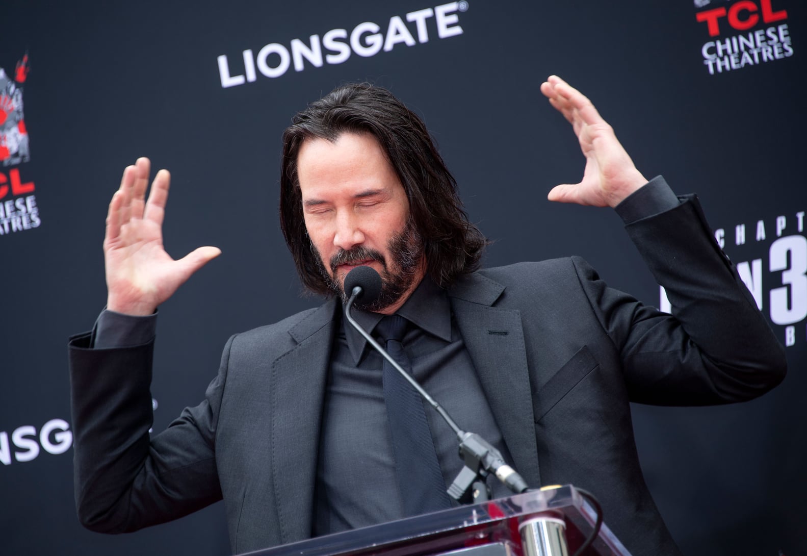 Keanu Reeves Handprint Ceremony in Hollywood May 2019 | PS Celebrity
