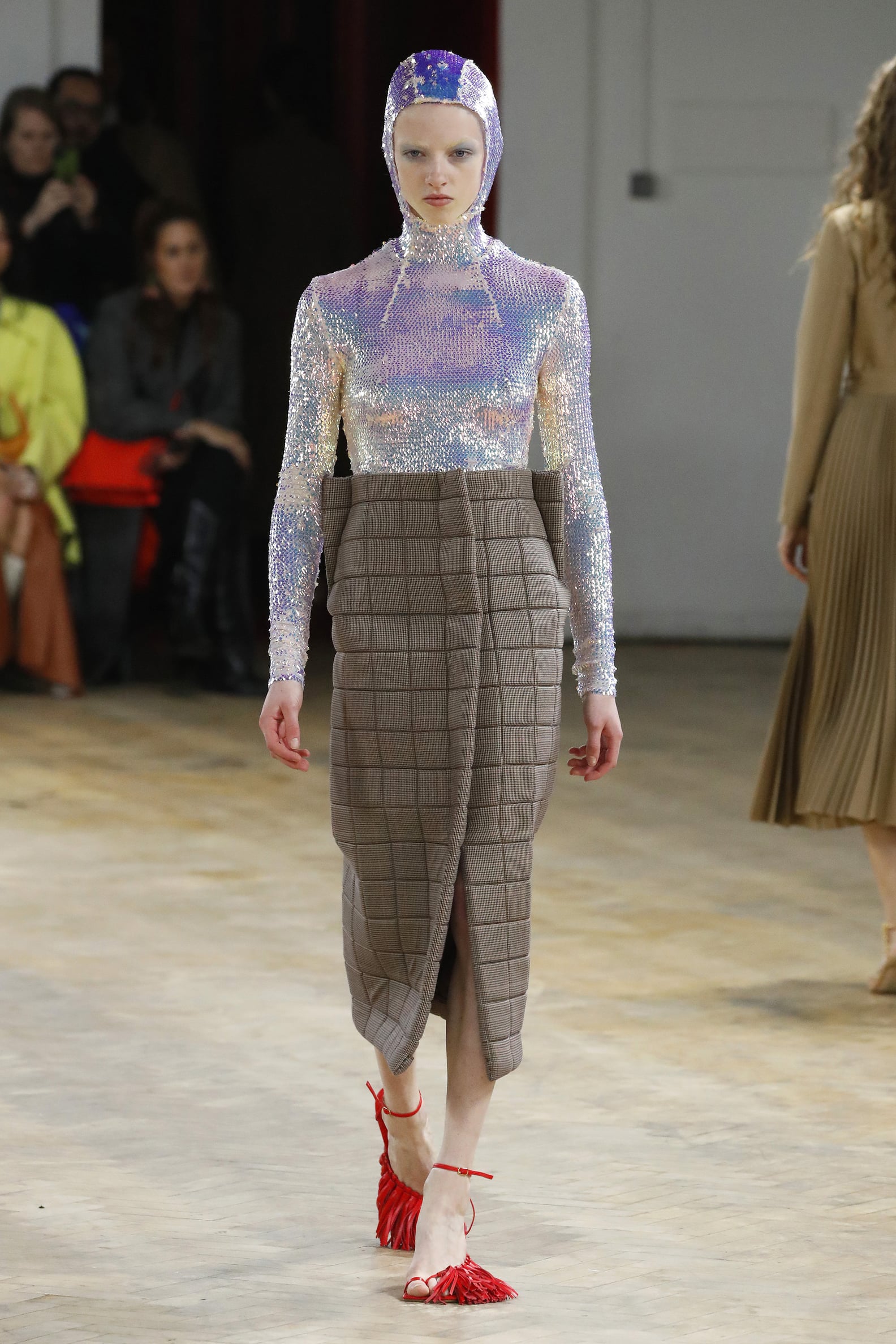 Most Memorable Runway Looks From Fashion Week Fall 2020 | PS Fashion