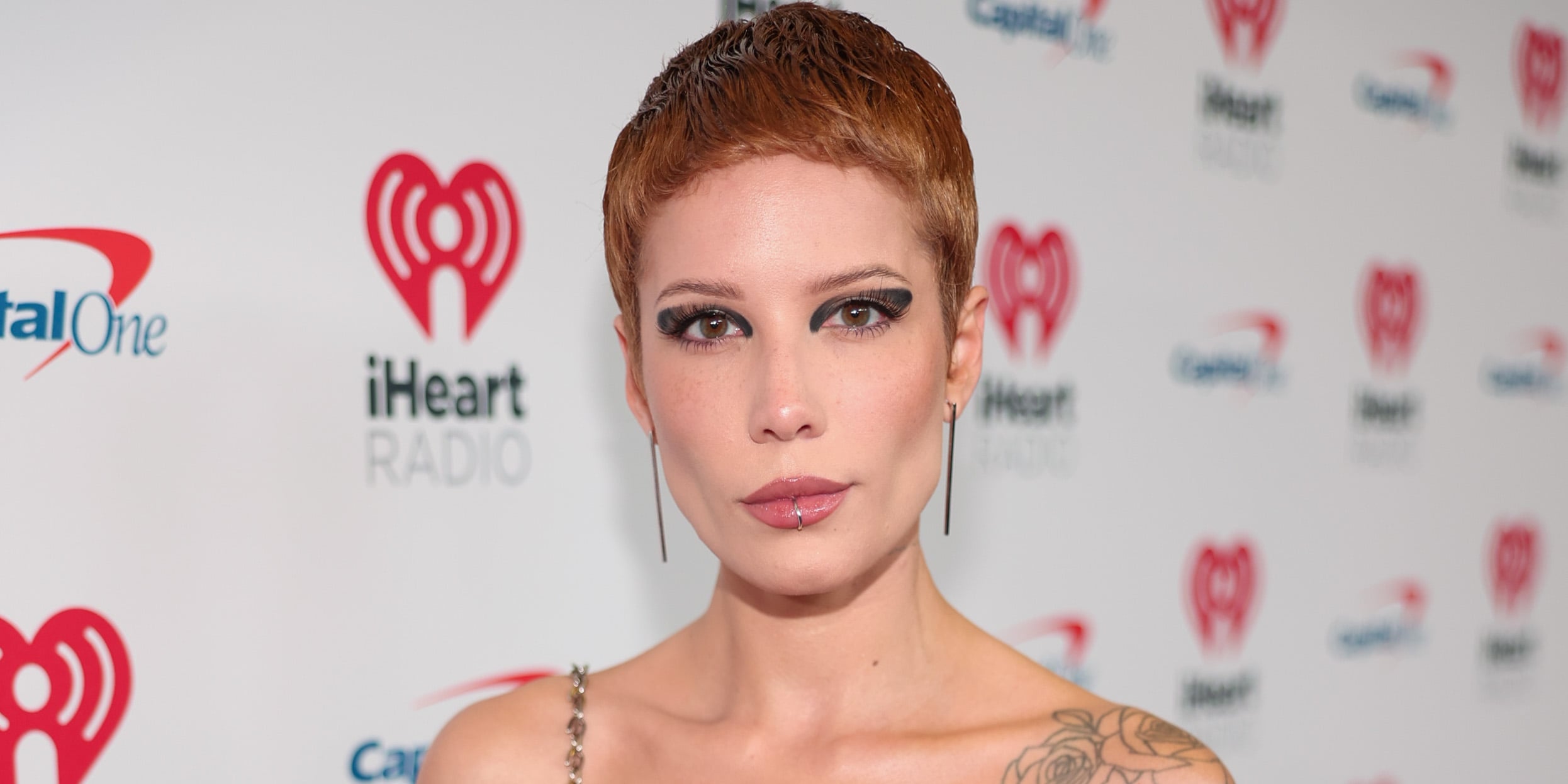 Halsey's Black Pixie Cut and Underliner Makeup | PS Beauty