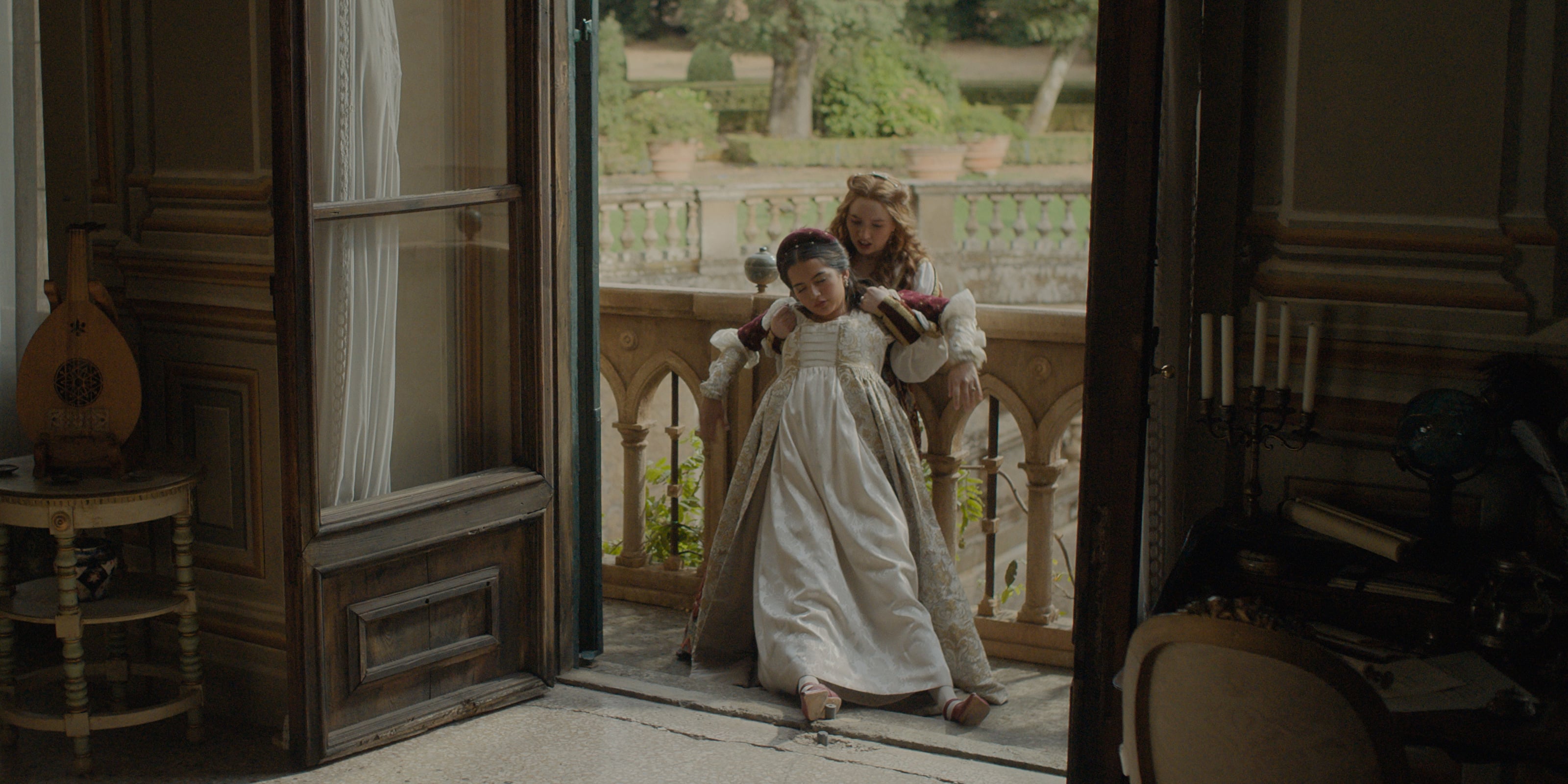 Rosaline: Cast, Trailer, and Release Date | POPSUGAR Entertainment