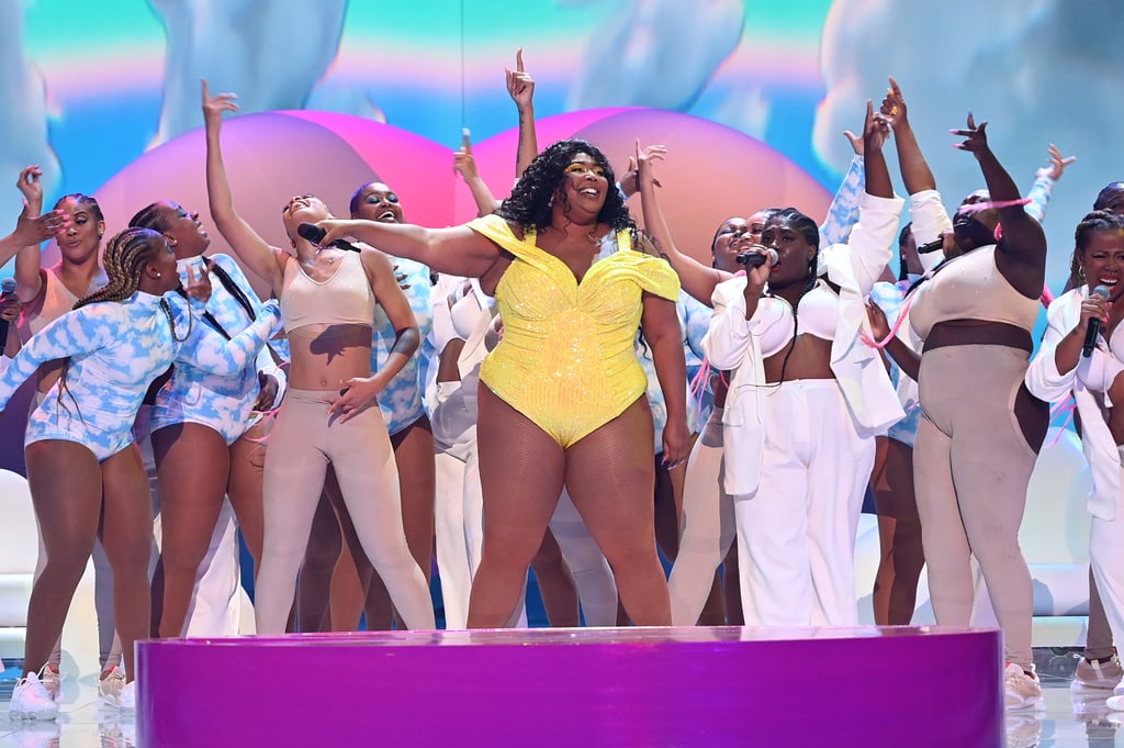 Lizzo 2019 MTV VMAs Performance Video | POPSUGAR Entertainment Photo 22 Lizzo 2019 MTV VMAs Performance Video | POPSUGAR Entertainment Photo 22