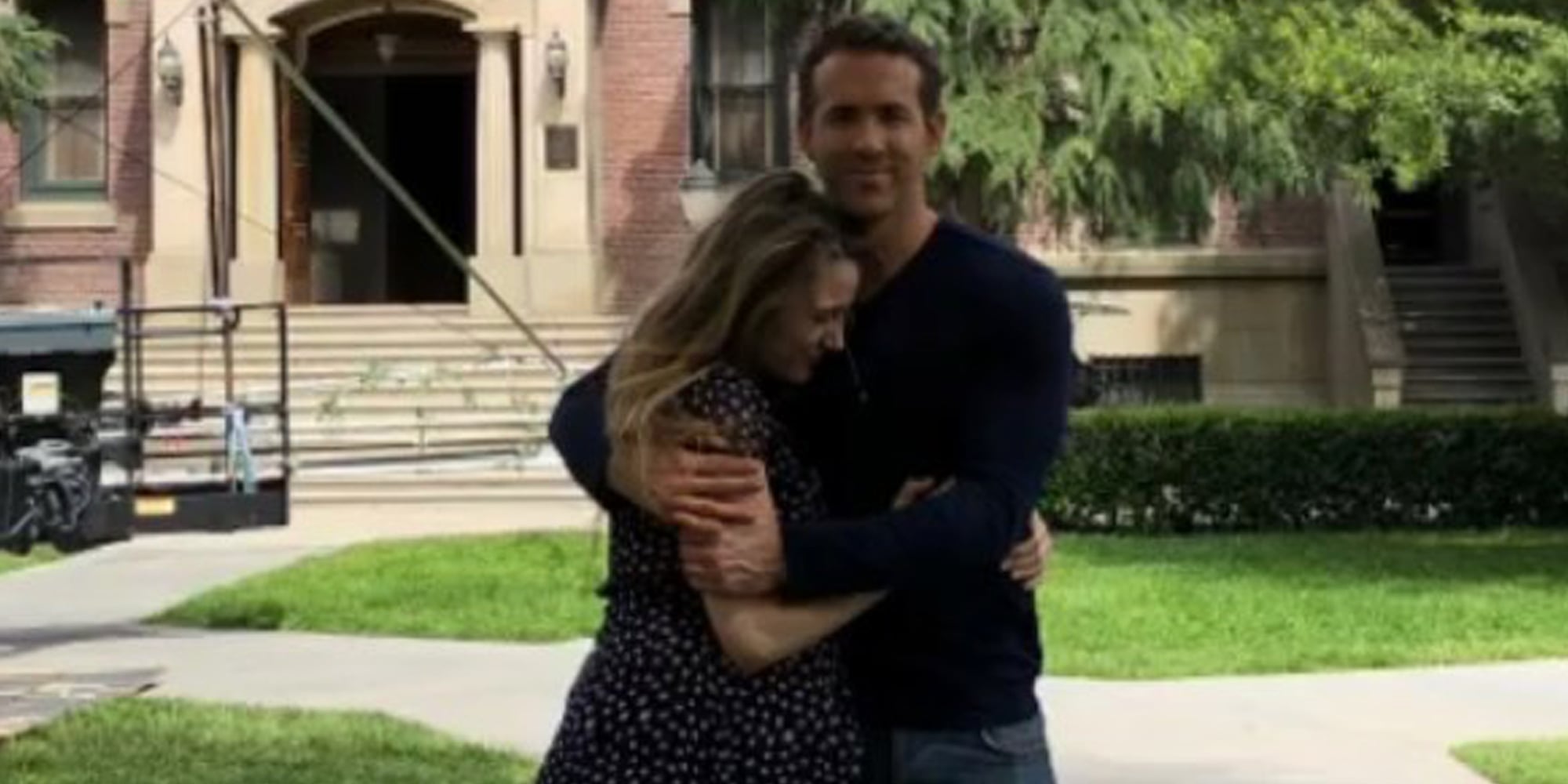 Blake Lively Visits Ryan Reynolds on Free Guy Set June 2019 | PS Celebrity