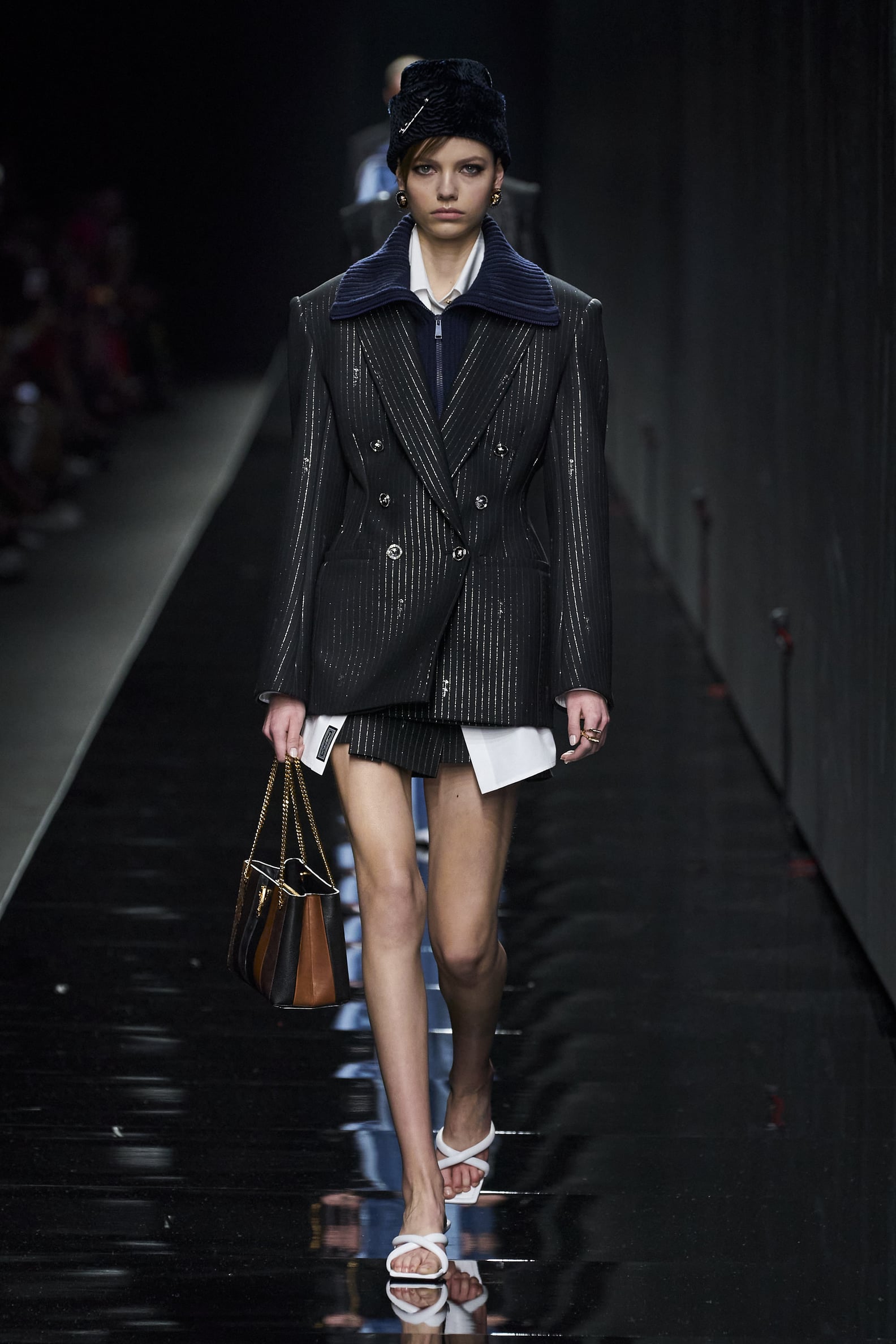 Versace's Fall/Winter 2020 Runway Show at Milan Fashion Week | PS Fashion