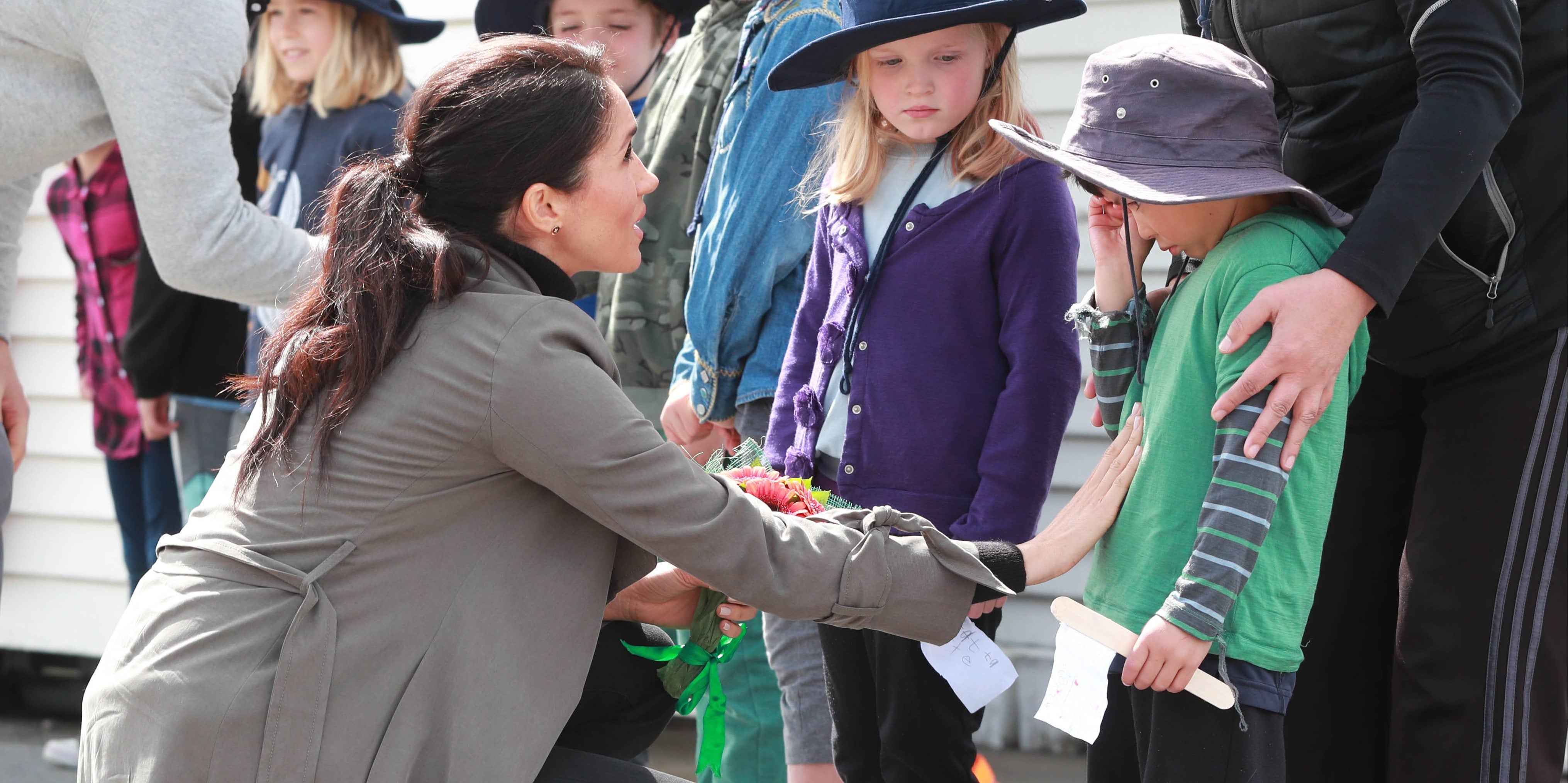 Meghan Markle Comforting a Crying Little Boy in New Zealand | PS Celebrity