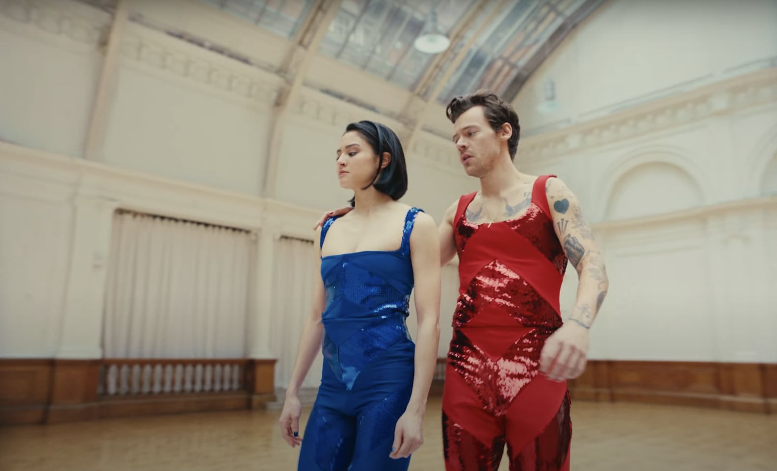 Who Is the Woman in Harry Styles's "As It Was" Music Video? | PS ...