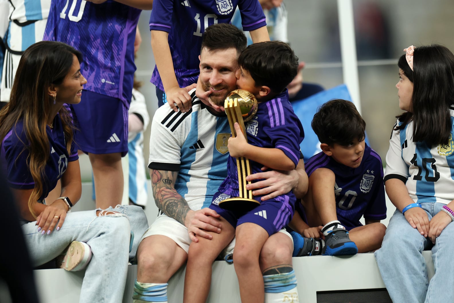 Lionel Messi's Family Celebrate His World Cup Win | PS Celebrity
