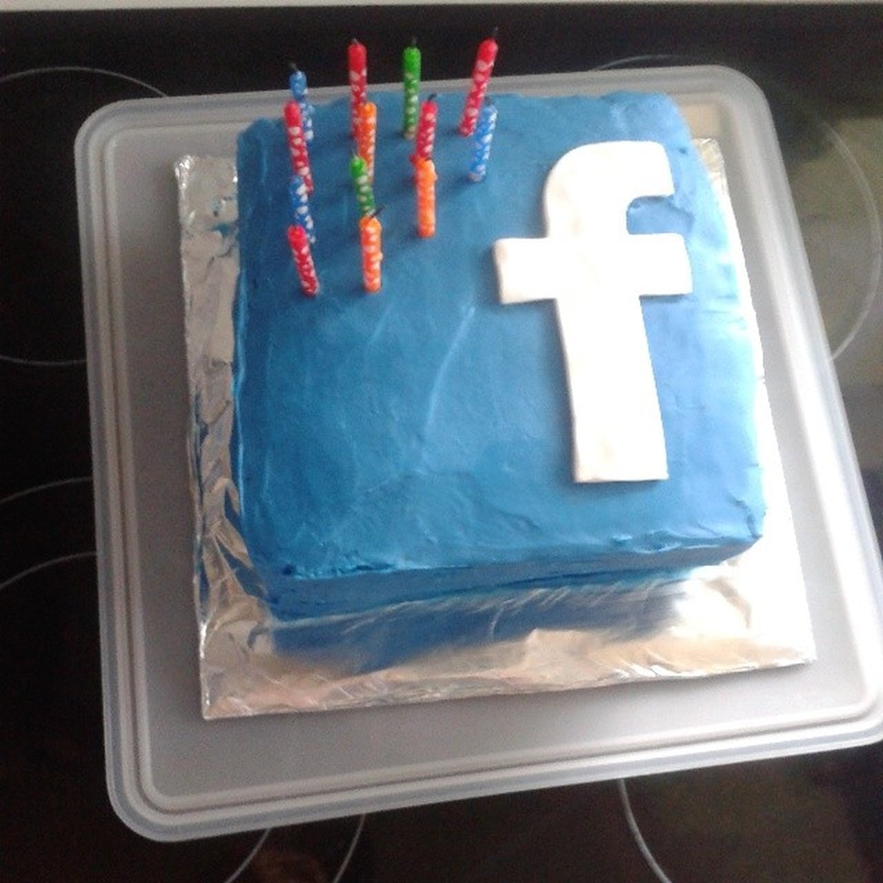 Facebook Birthday Cake | POPSUGAR Tech