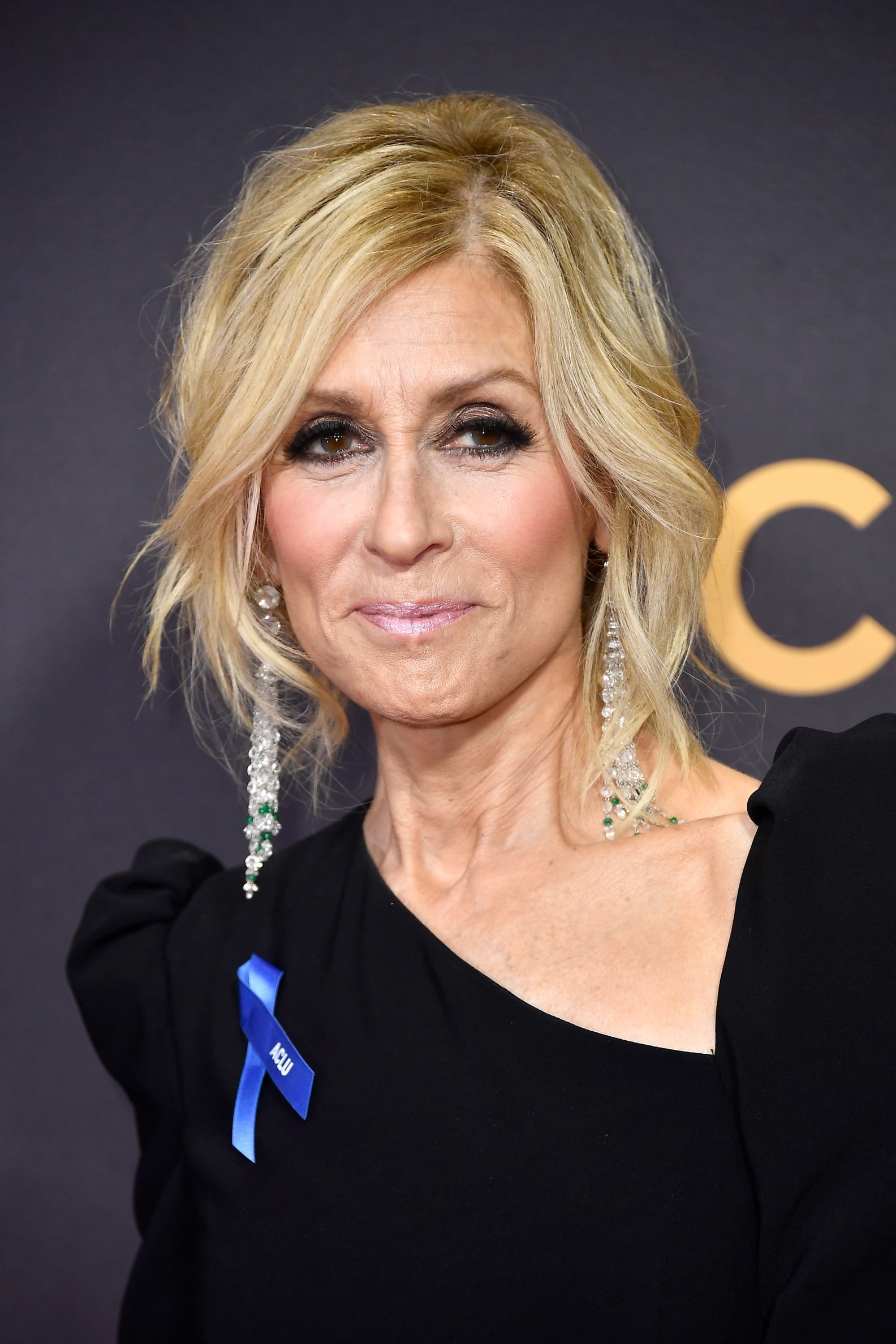 Women Over 50 Beauty Looks at the 2017 Emmy Awards | PS Beauty