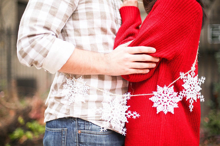 Holiday Engagement Shoot Pictures | PS Love
