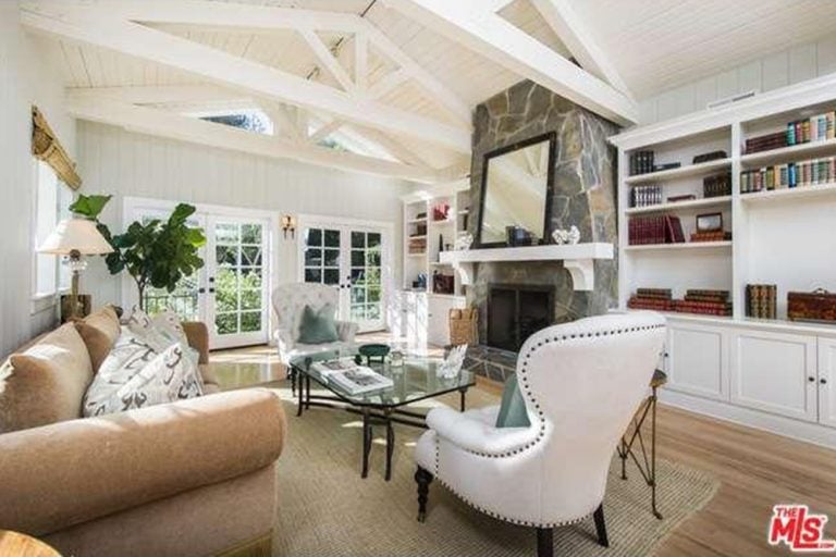 Kate Upton Buys Beverly Hills Home | POPSUGAR Home