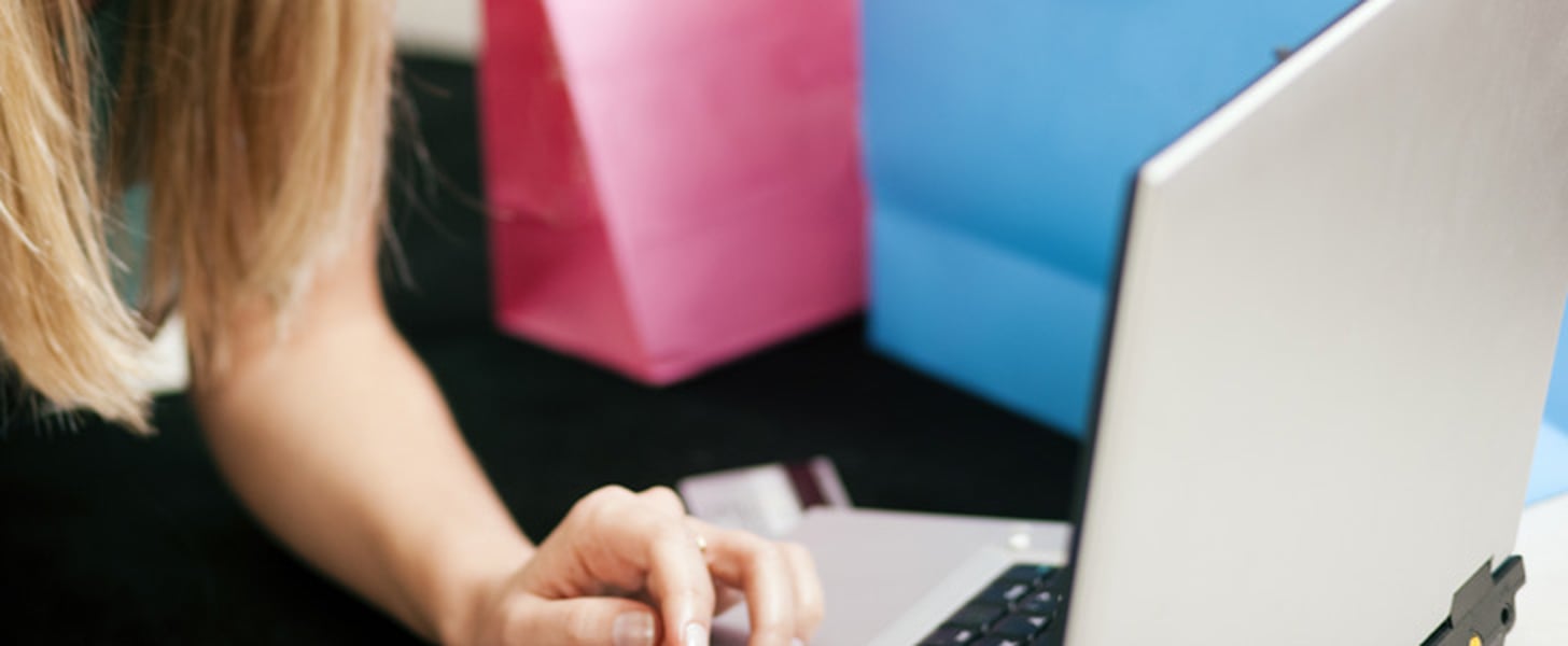 How to Shop a Sample Sale | PS Fashion