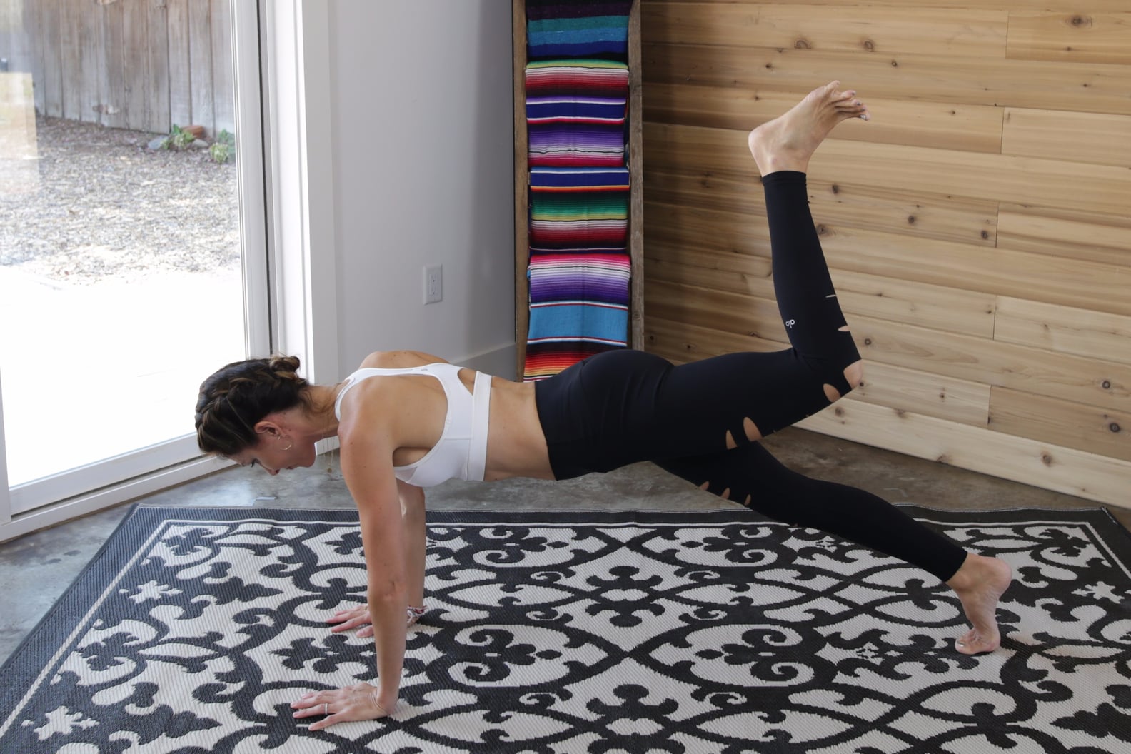 5-Minute Pilates Butt Workout | PS Fitness