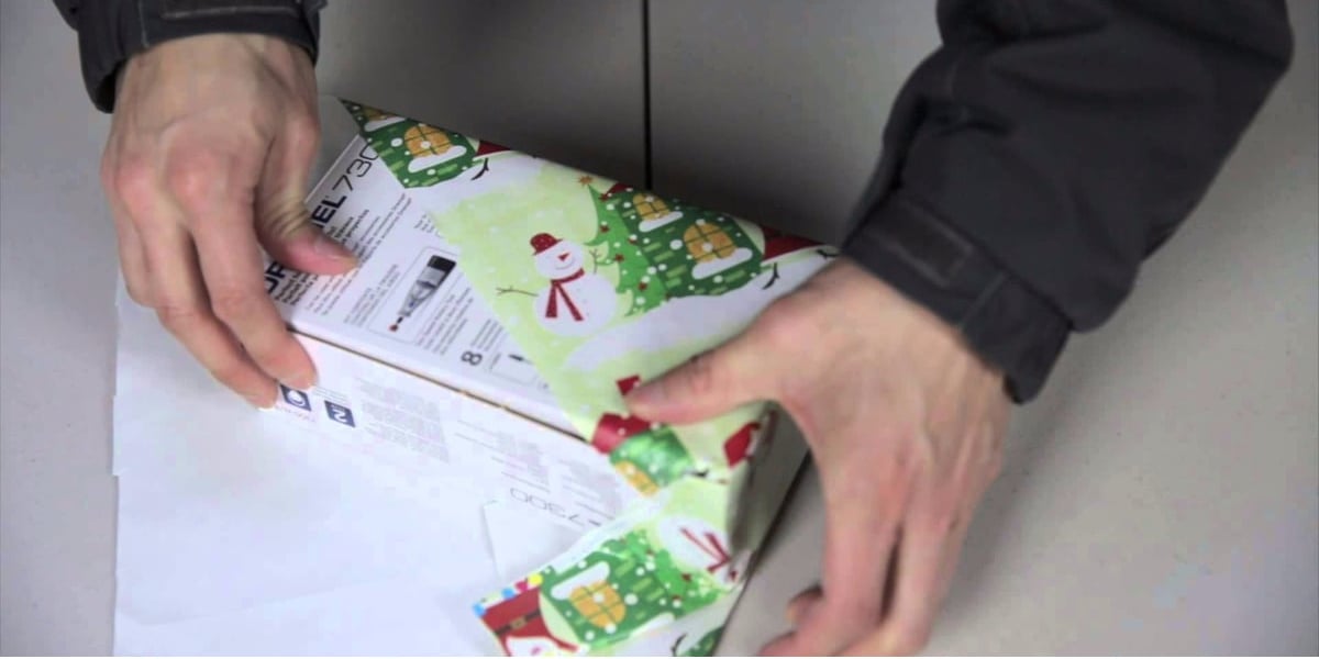 How to Wrap a Present Fast | PS Smart Living