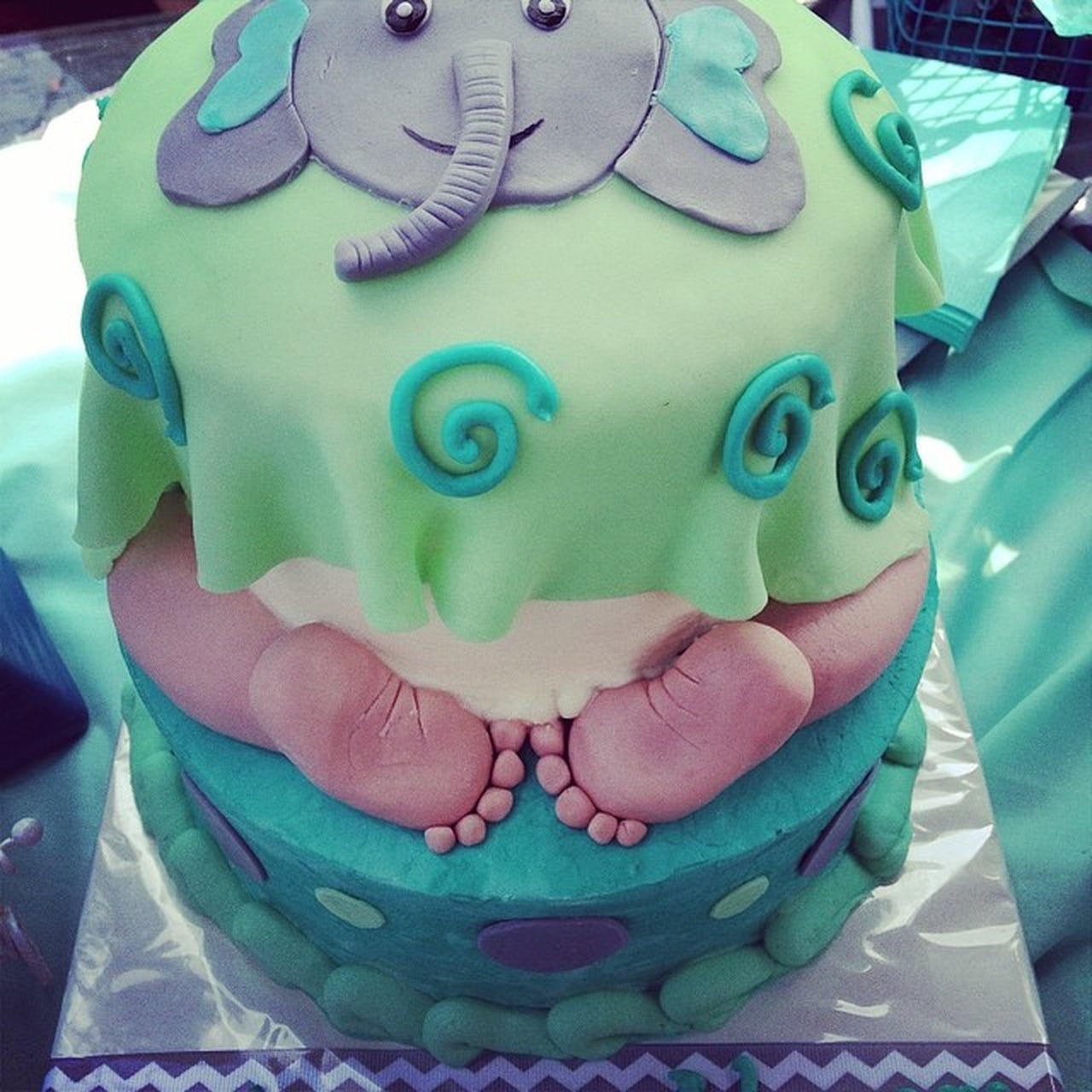 Crazy Baby Shower Cakes | PS Family