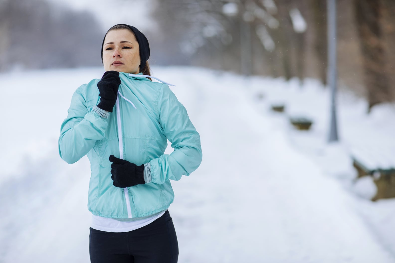 How to Stay Warm on Cold Winter Runs, According to an Expert | PS Fitness