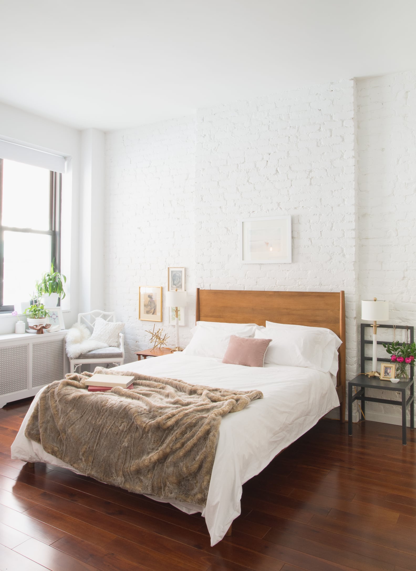 White Tiny Studio Tour | Photos | PS Home