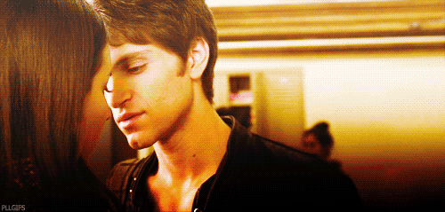 Pretty Little Liars Relationships | PS Entertainment