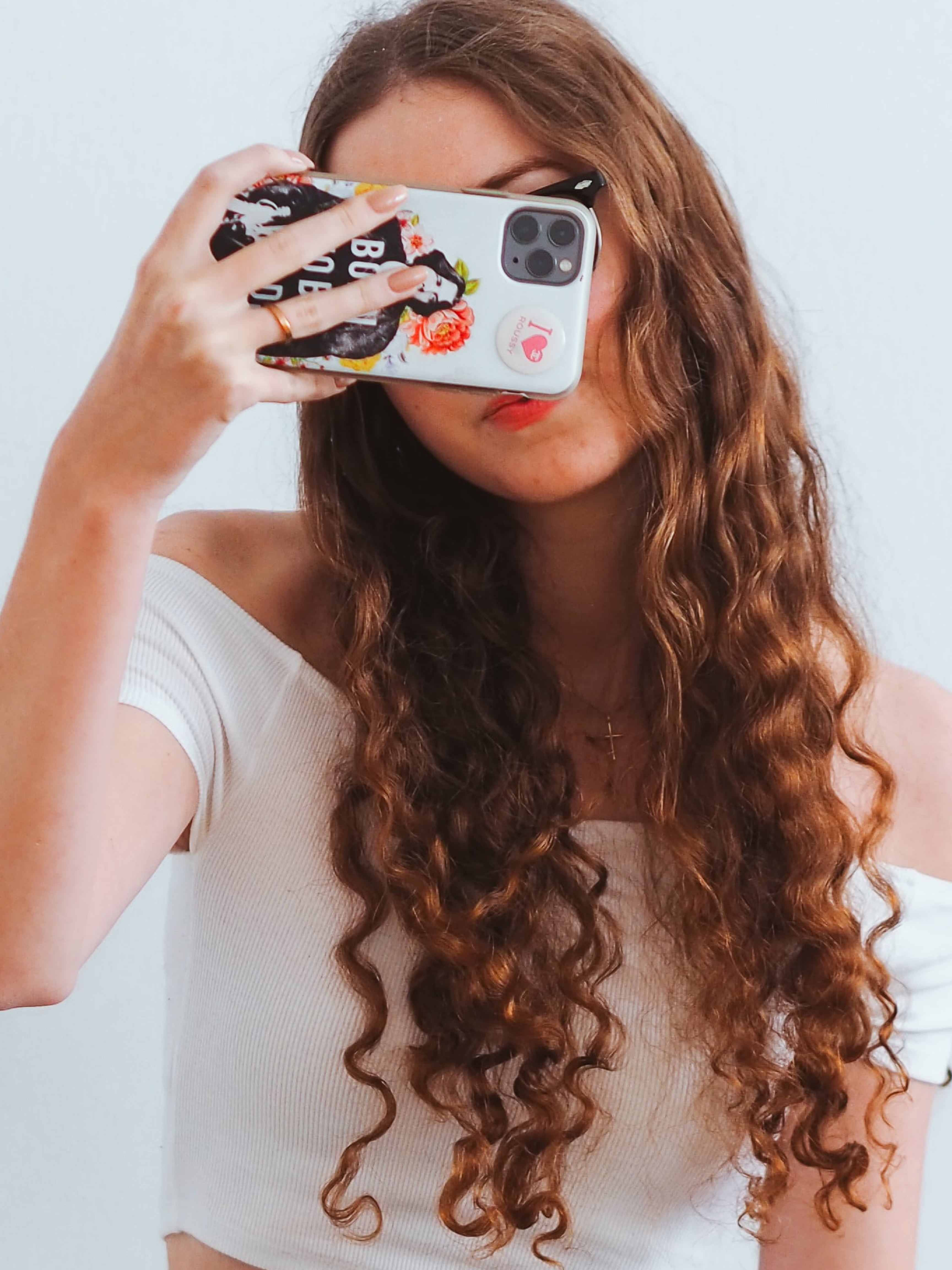 Zennials Are the Generation Between Millennials and Gen Z | POPSUGAR ...