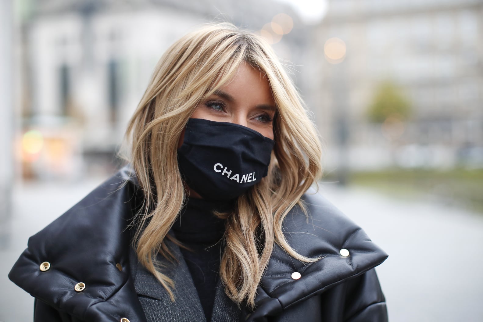 "Fine Lines" Highlights: See the Hair Color Trend | PS Beauty