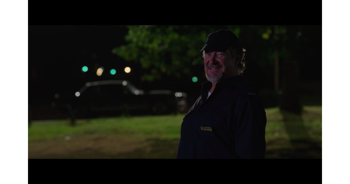 This security guard is happy for them . . . which is not weird at all ...