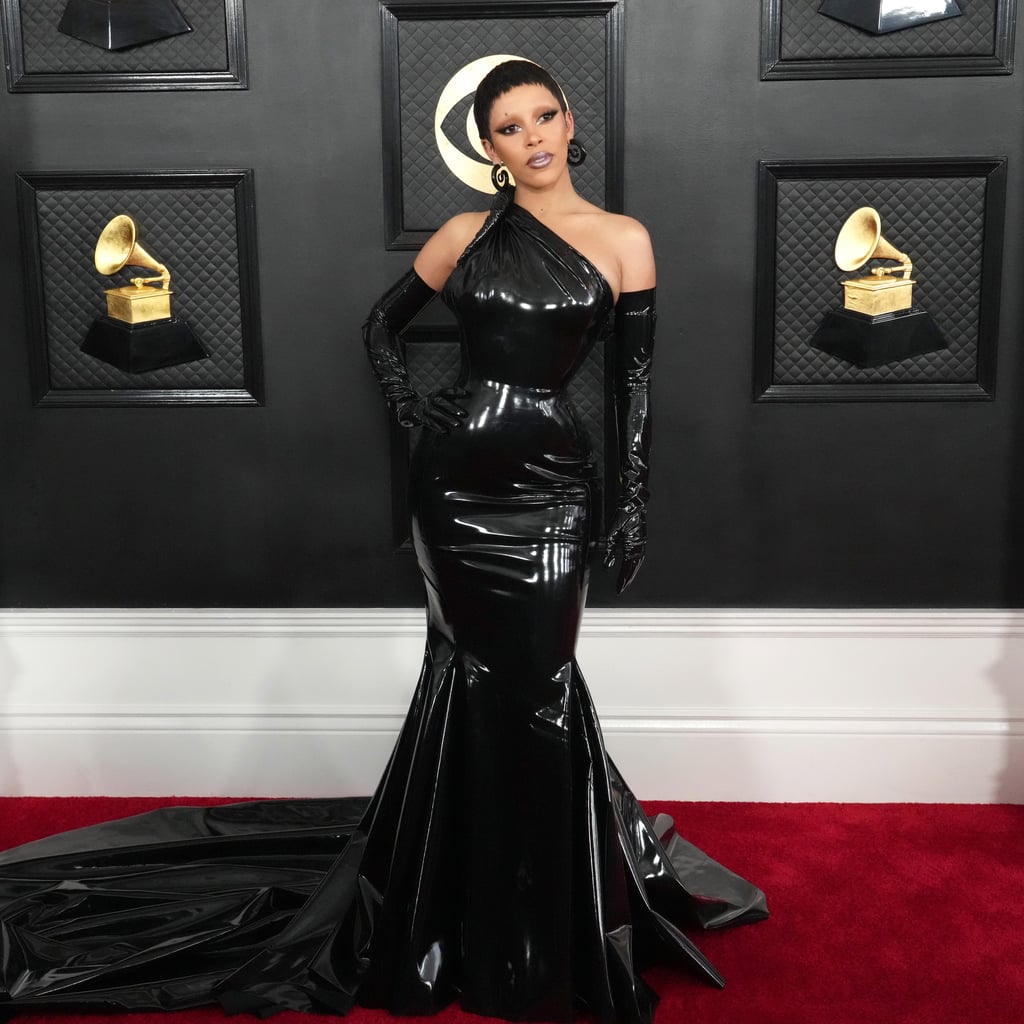 Doja Cat's Pixie Cut at the Grammys 2023 | POPSUGAR Beauty UK