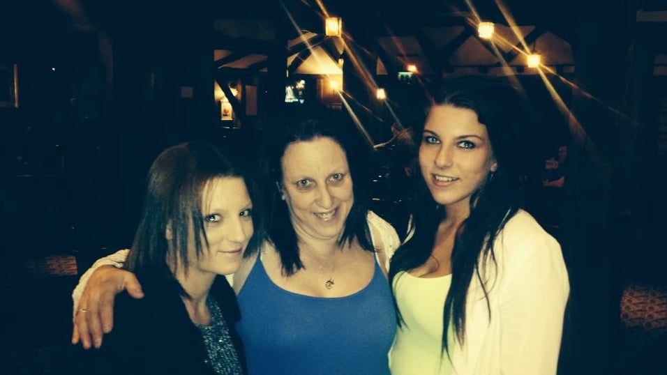 Facebook Helps Mother and Daughter Reunite | PS Tech