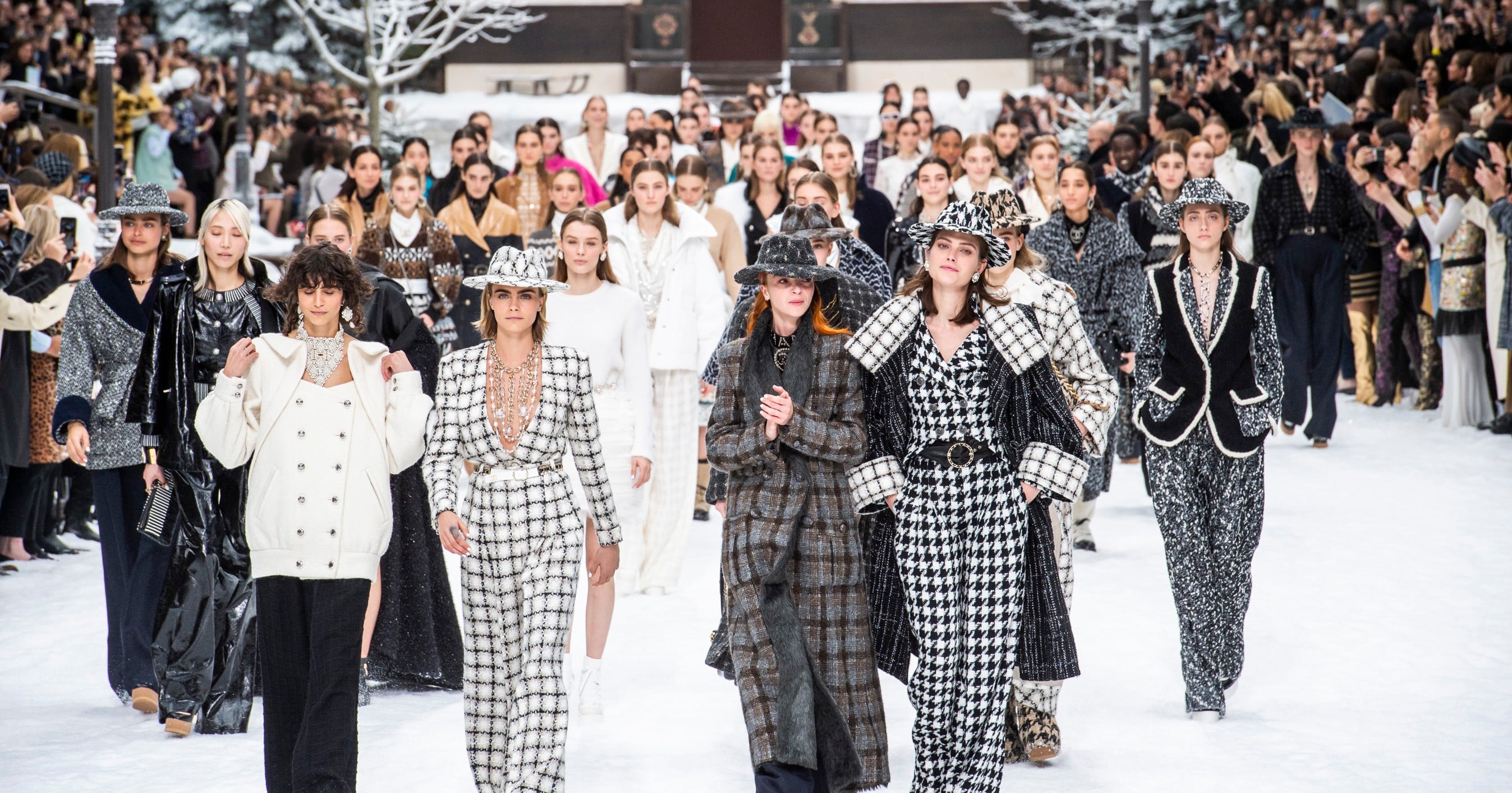 Chanel Fall 2019 Runway Pictures | PS Fashion