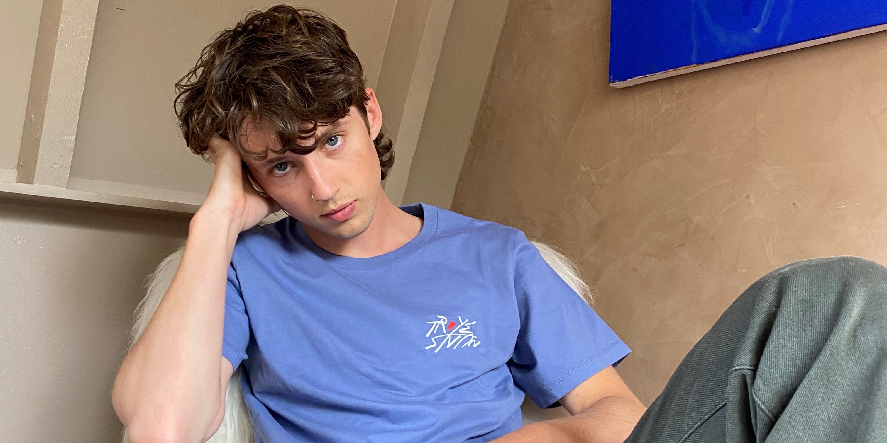 Troye Sivan Uniqlo T-shirt Collaboration | PS Fashion