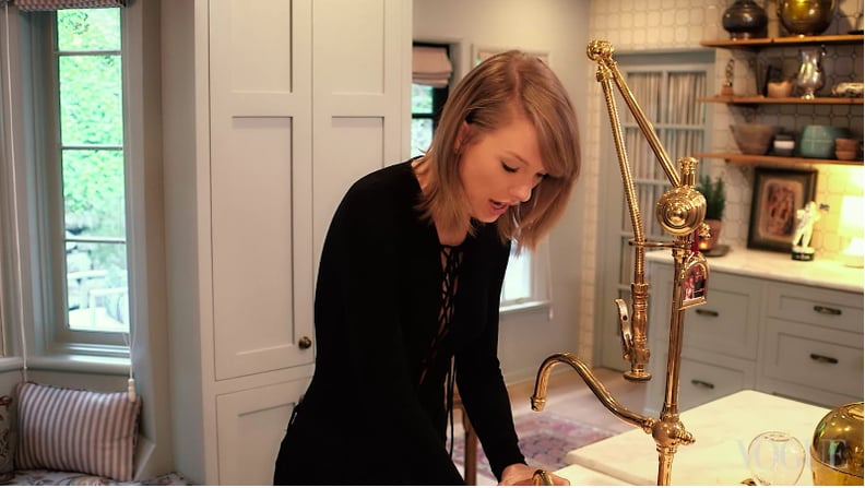 Vogue Tours Taylor Swift's LA Home | PS Home
