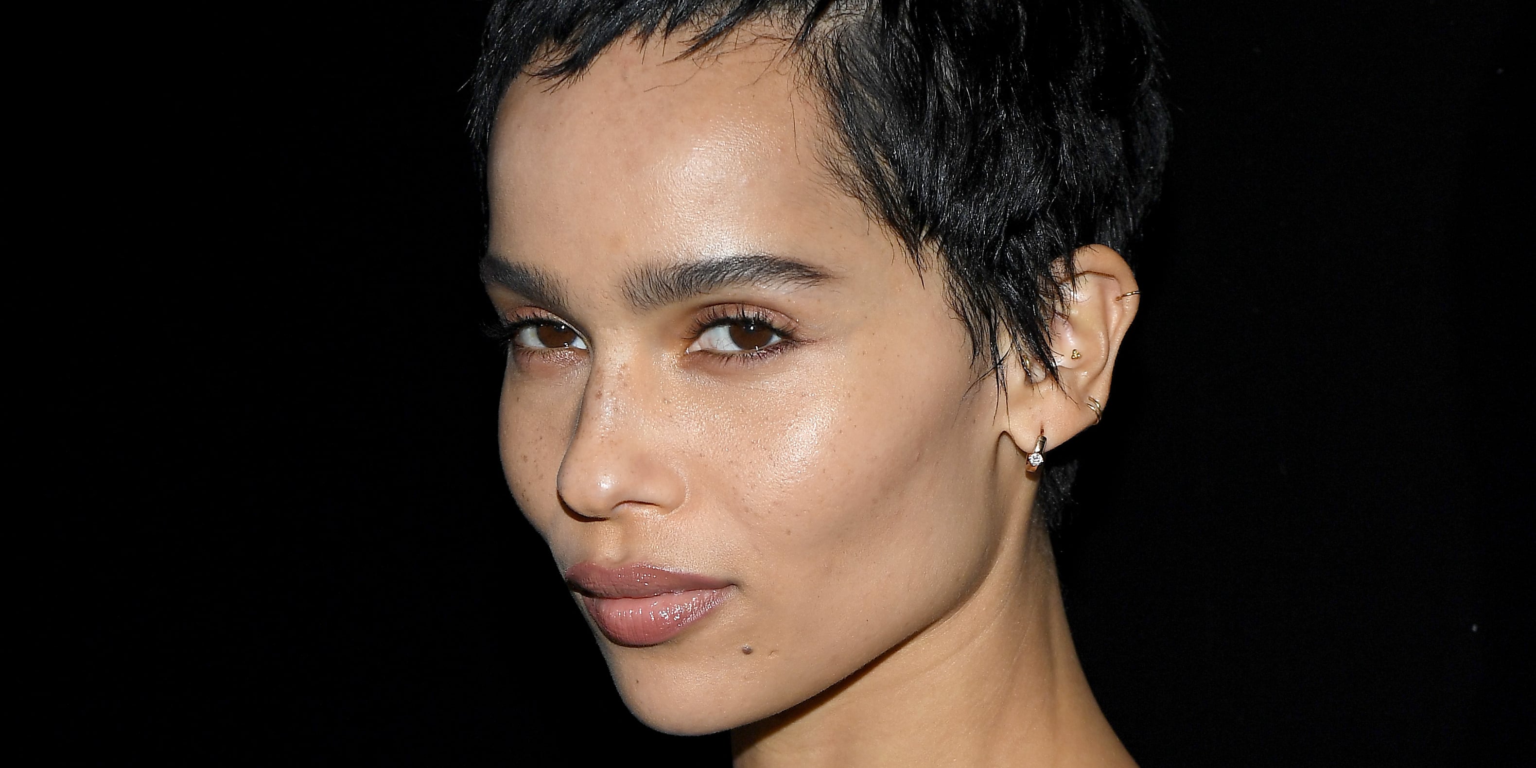 Zoë Kravitz’s Bun Hairstyle for Paris Fashion Week | PS Beauty