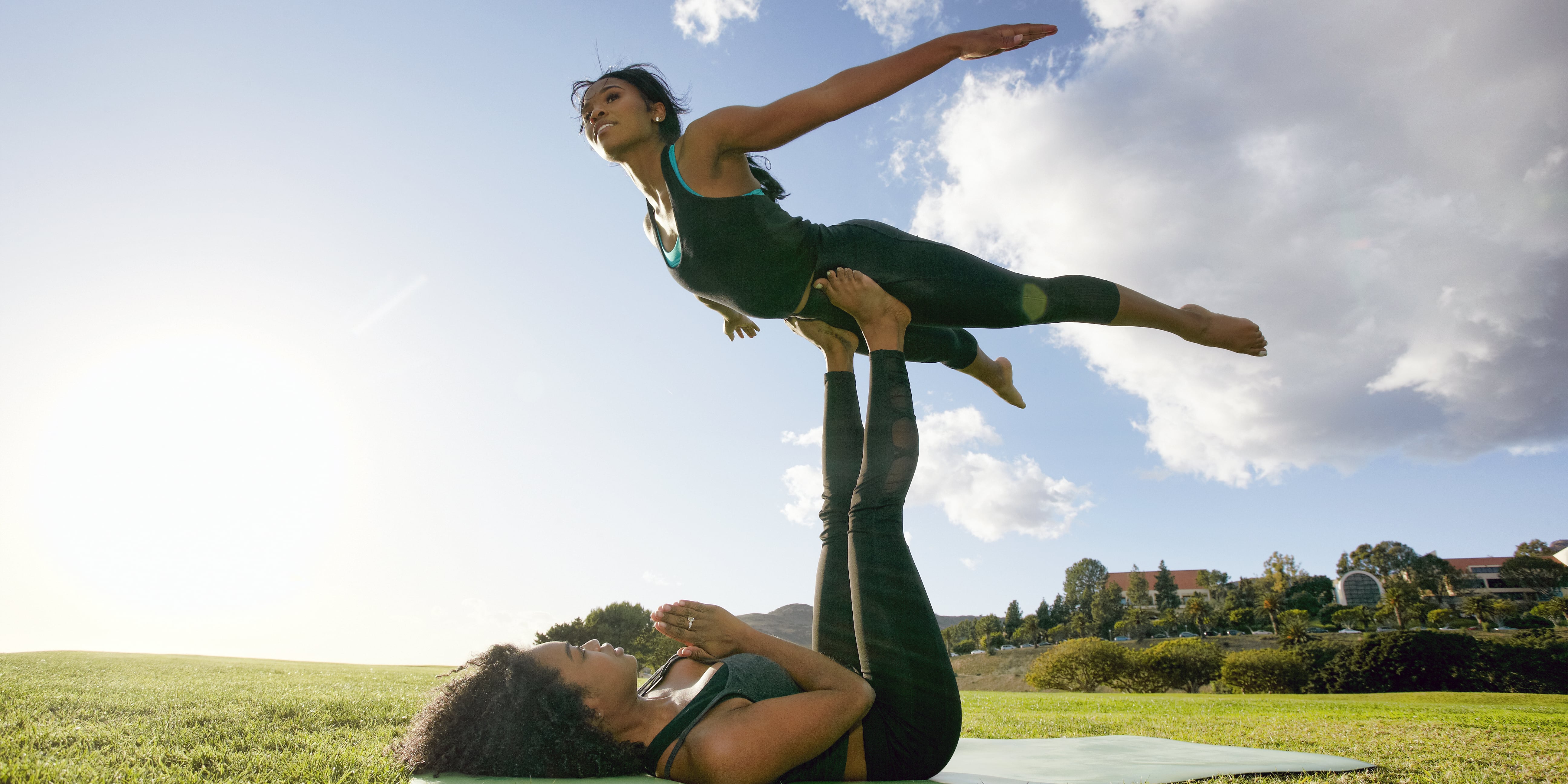 A Pro Explains Everything You Need to Know About AcroYoga | POPSUGAR ...