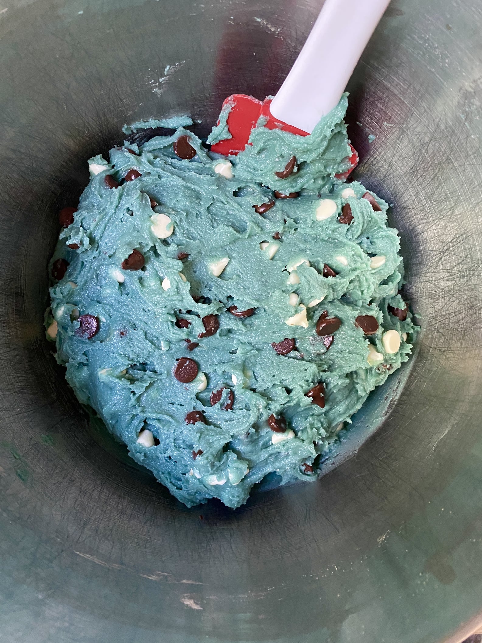 TikTok's Cookie Monster Chocolate Chip Cookies Recipe | PS Food