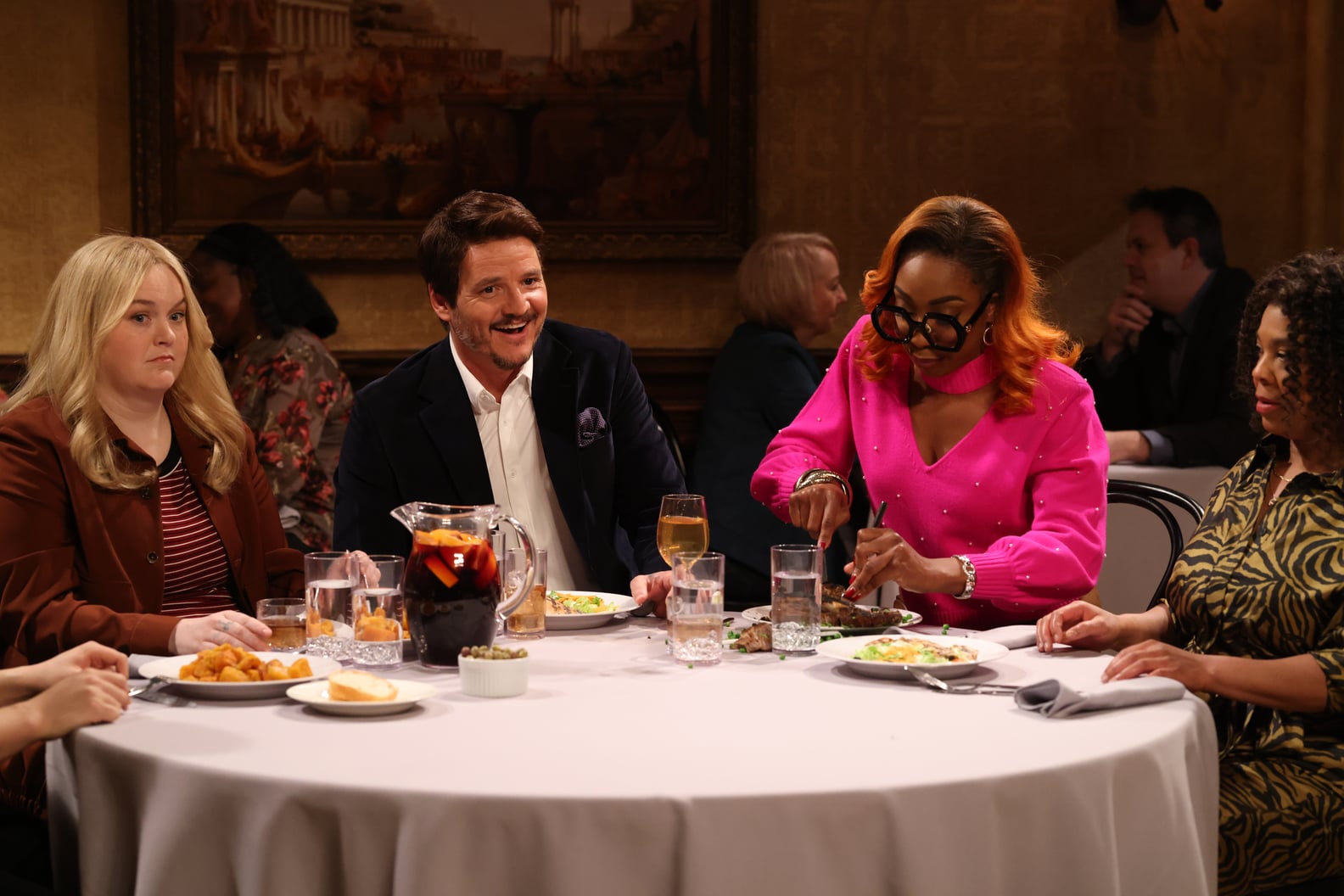 "SNL" Hosts Who Laughed During Skits | POPSUGAR Entertainment