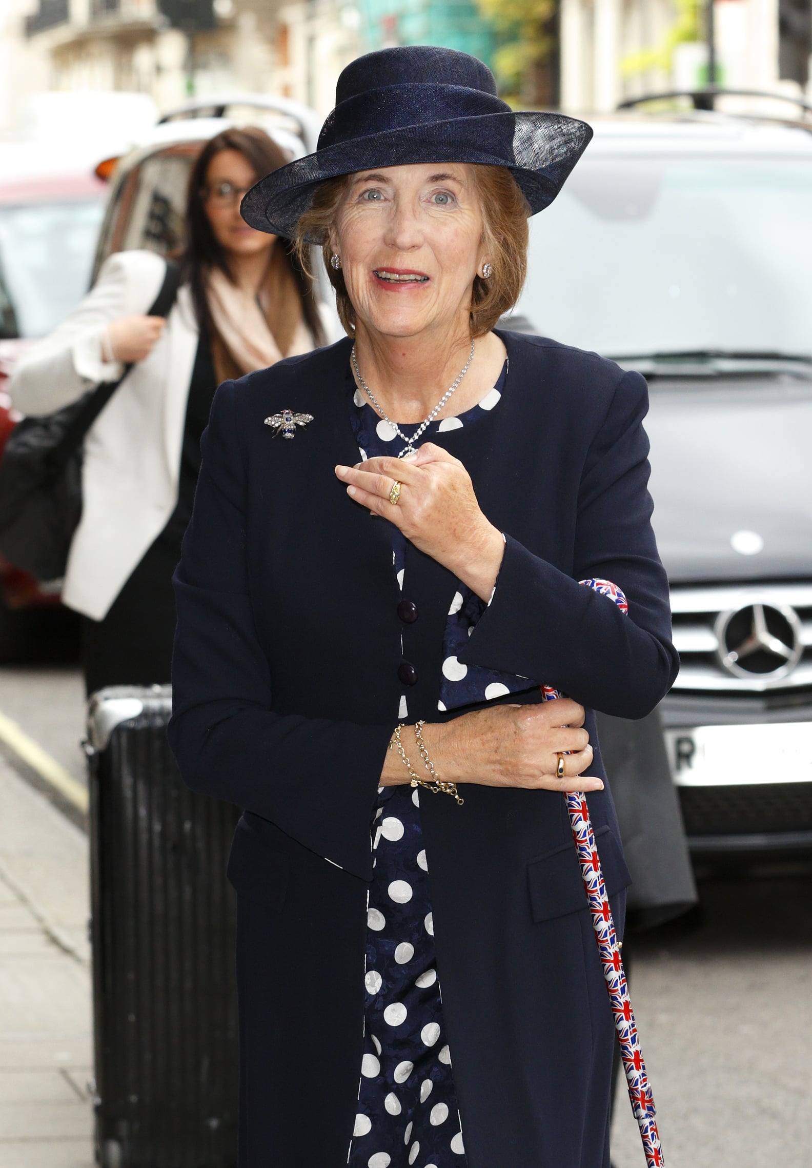 Who Are Queen Elizabeth's Friends? | PS Celebrity