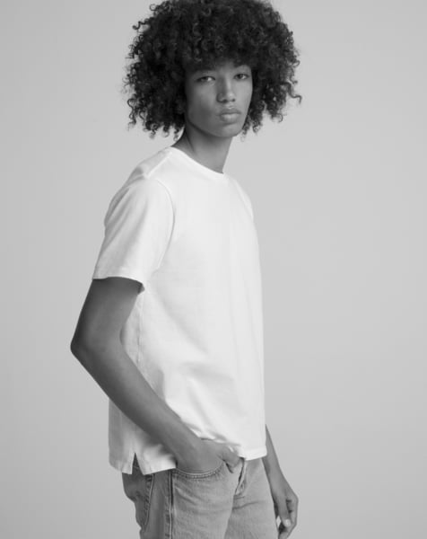 Justin Bieber White T-Shirt | POPSUGAR Fashion