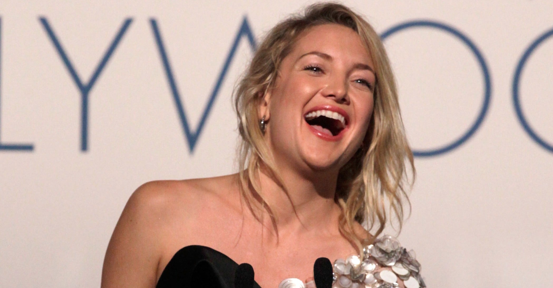 Kate Hudson Singing at David Foster's Birthday Party | PS Celebrity