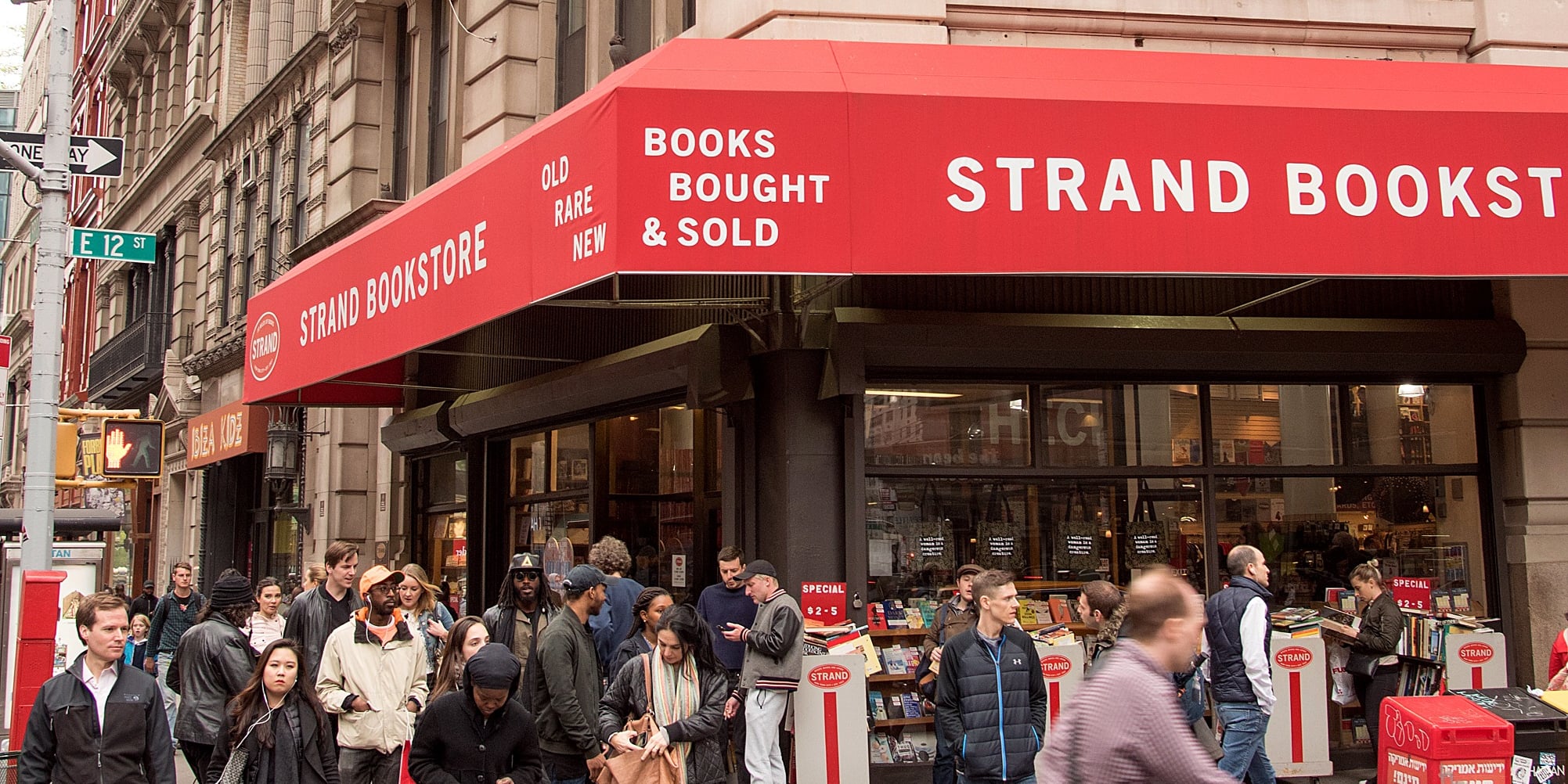 Dash & Lily: Strand Bookstore Location and Facts | PS Entertainment