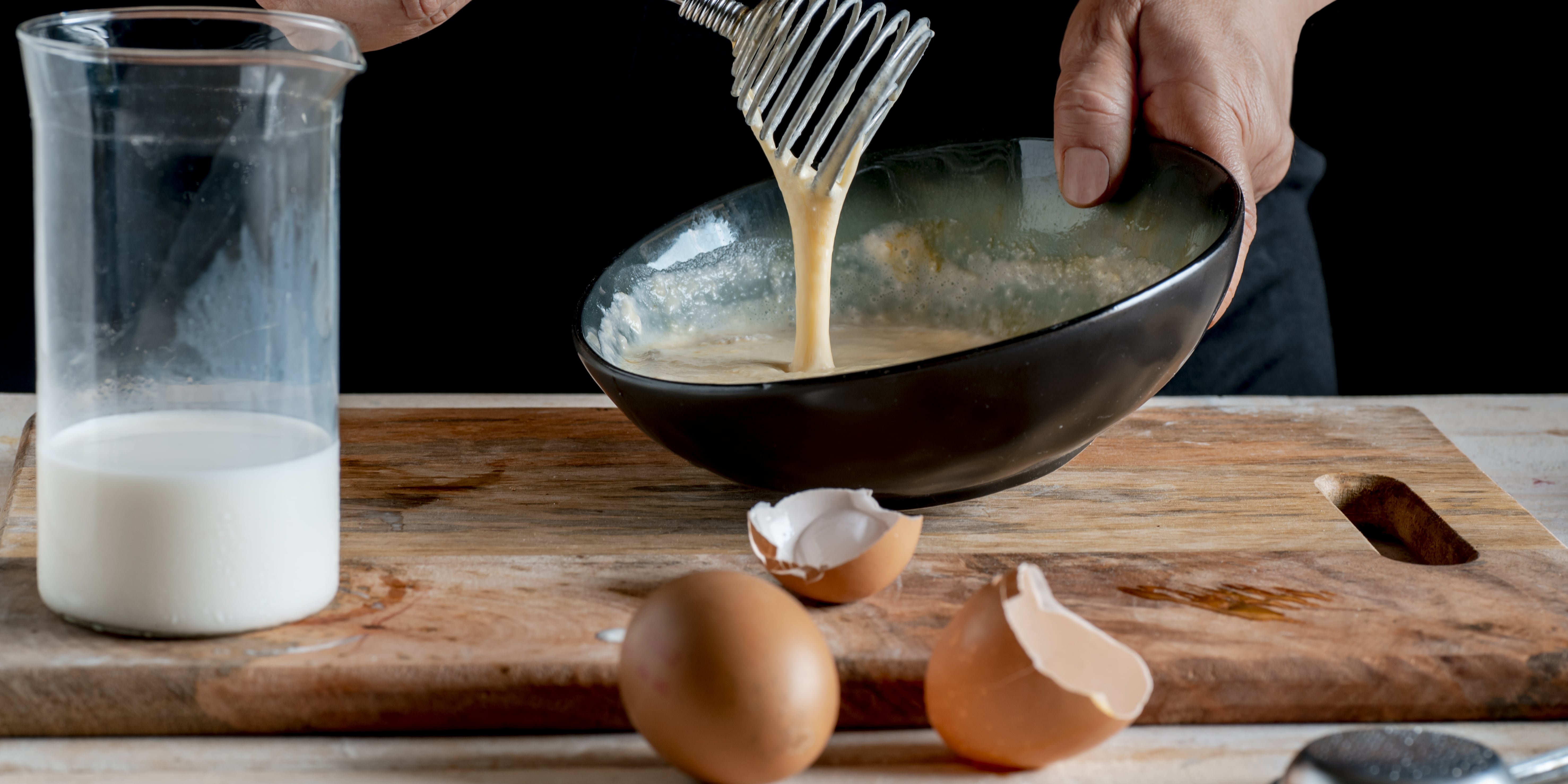How to Crack an Egg With 1 Hand | POPSUGAR Food