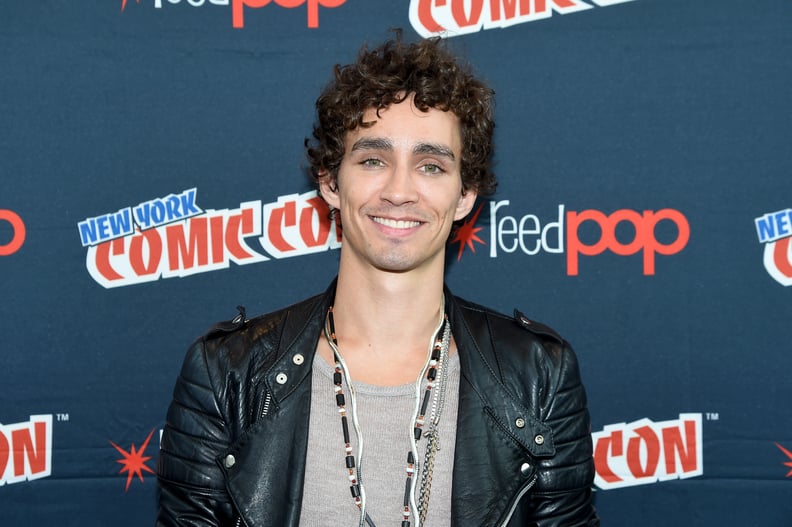 Fun Facts About The Umbrella Academy's Robert Sheehan | POPSUGAR Celebrity