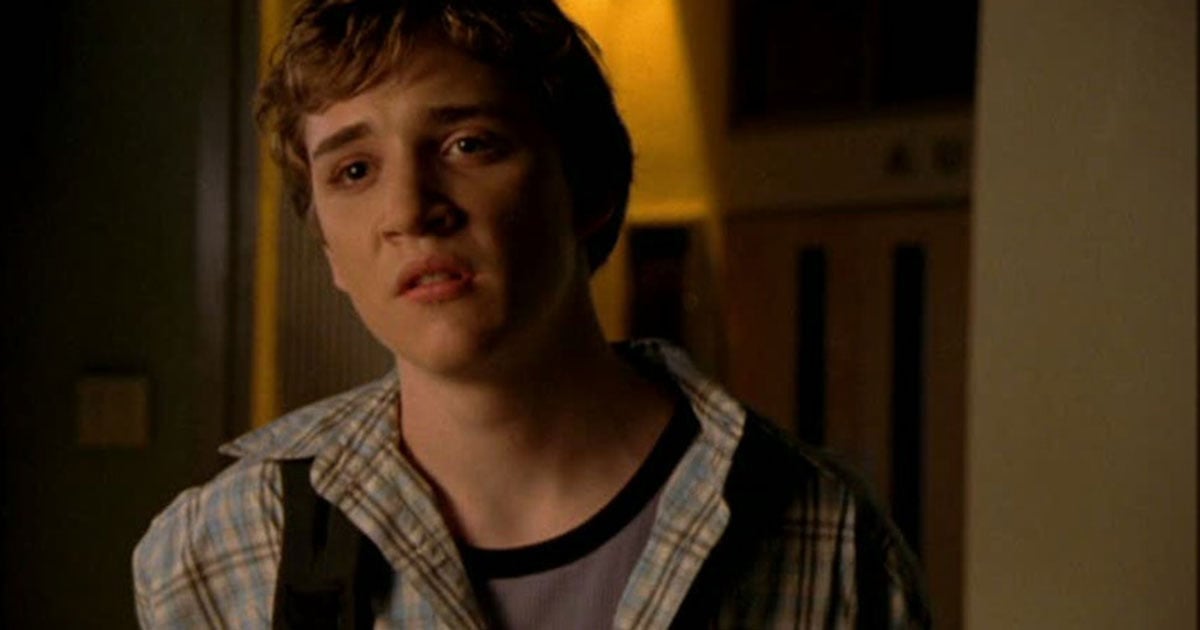 Who Is Cassidy Beaver Casablancas in Veronica Mars? | POPSUGAR ...