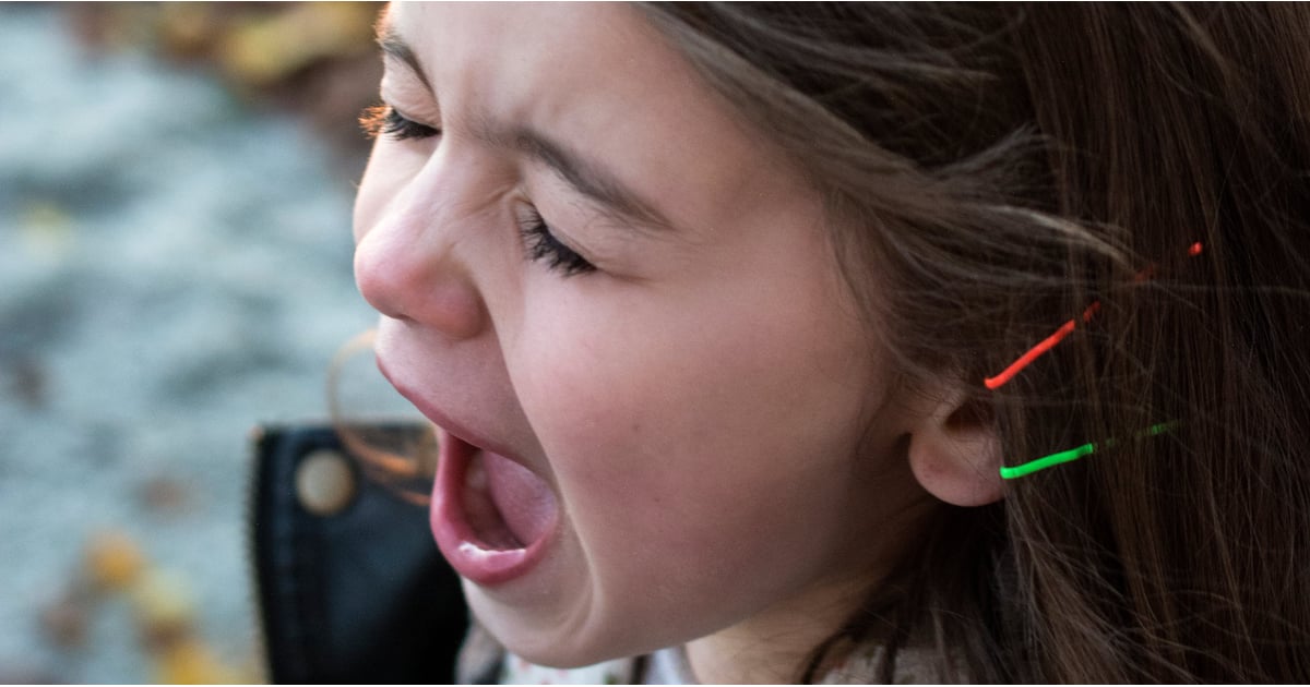 How To Help A Struggling Mom In Public POPSUGAR Family how-to-help-a-struggling-mom-in-public-popsugar-family