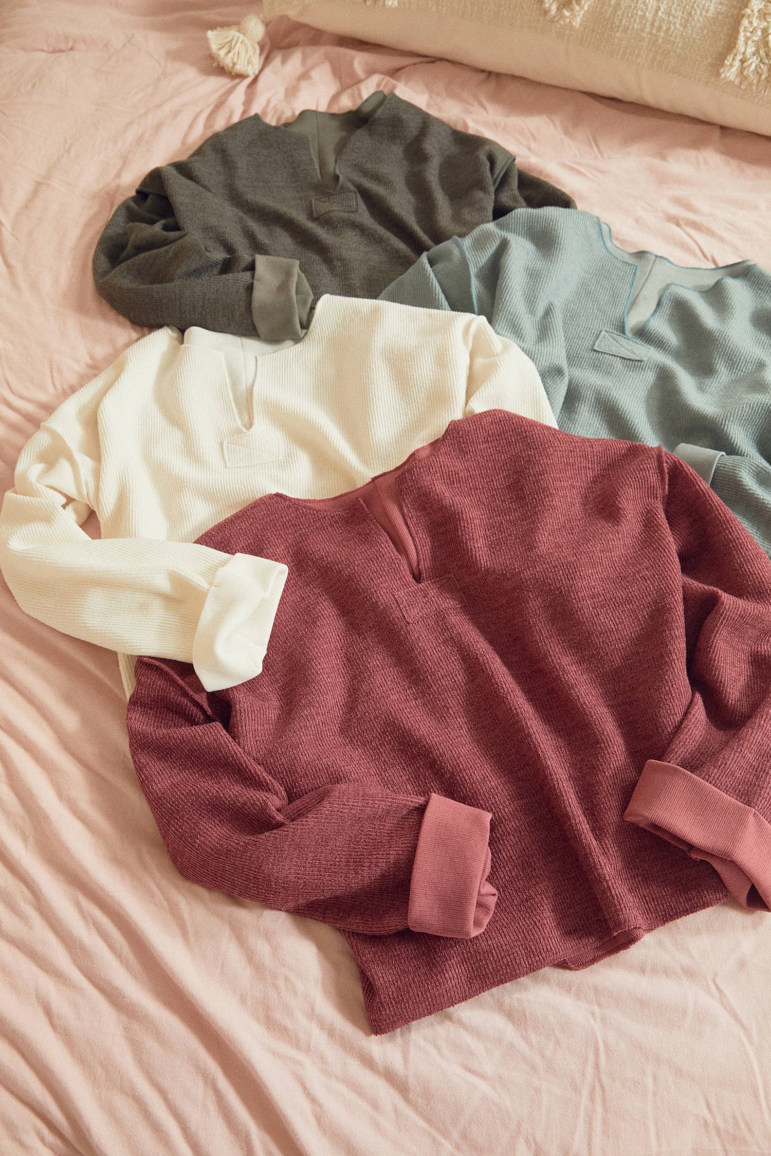 Best Unisex Clothes from Urban Outfitters Fall 2019 | PS Fashion