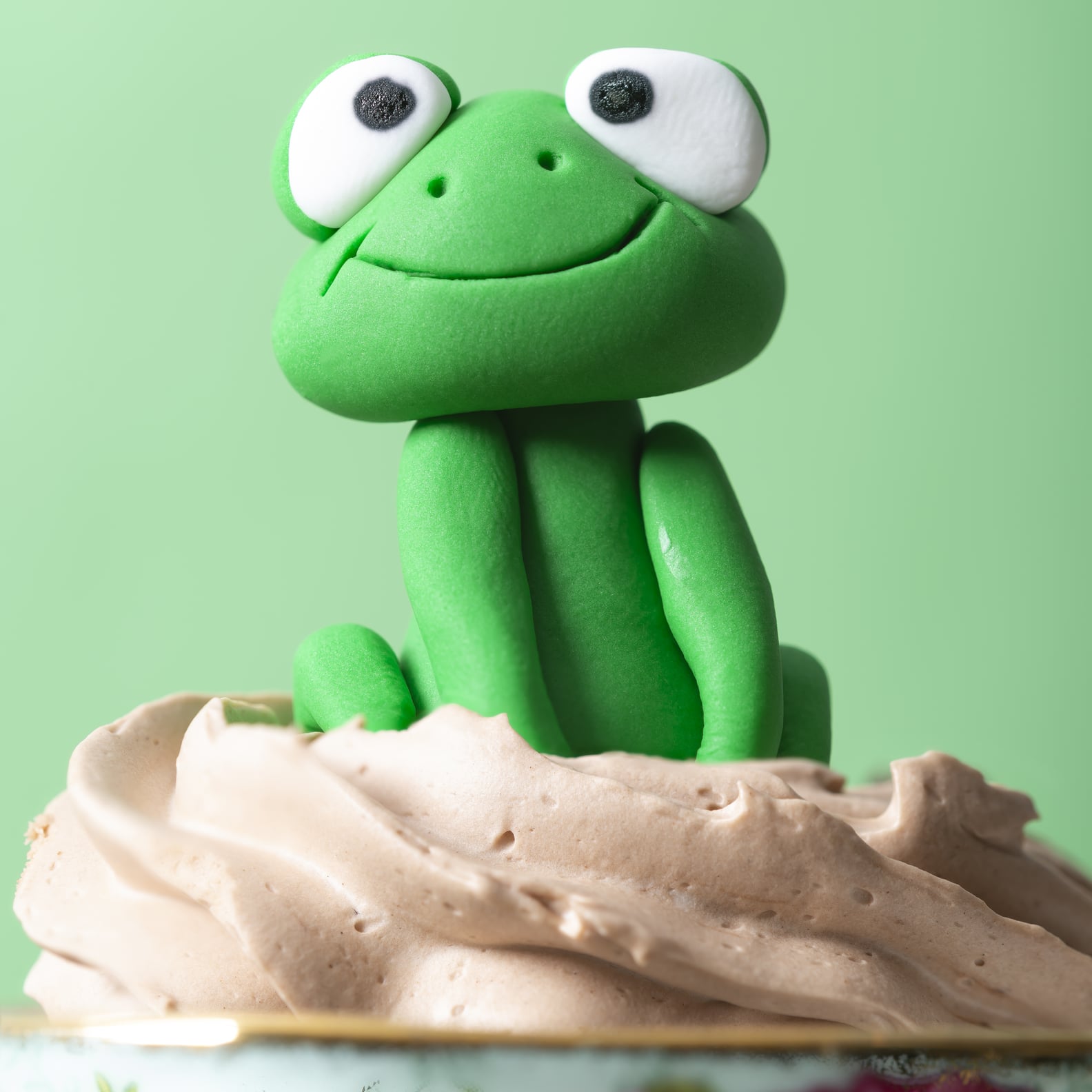 See TikTok's Newest Craze: Frog Cakes | PS Food