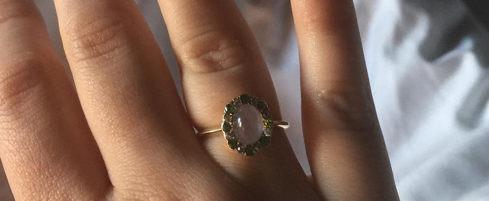 Lena Dunham's Anniversary Ring | PS Fashion