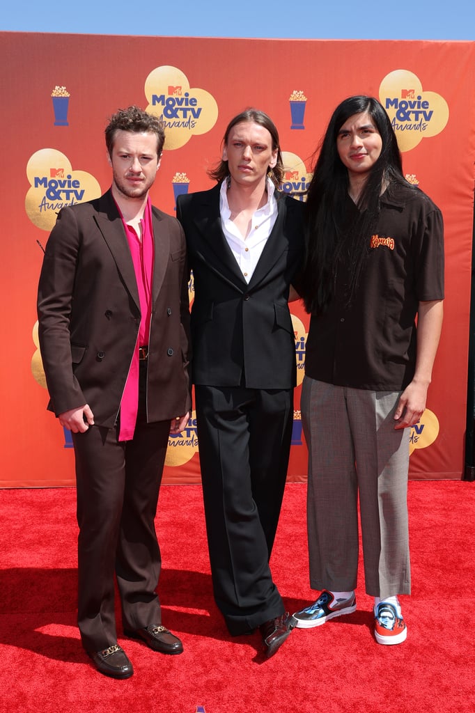 The Stranger Things Cast Answer Our Questions | POPSUGAR Celebrity UK