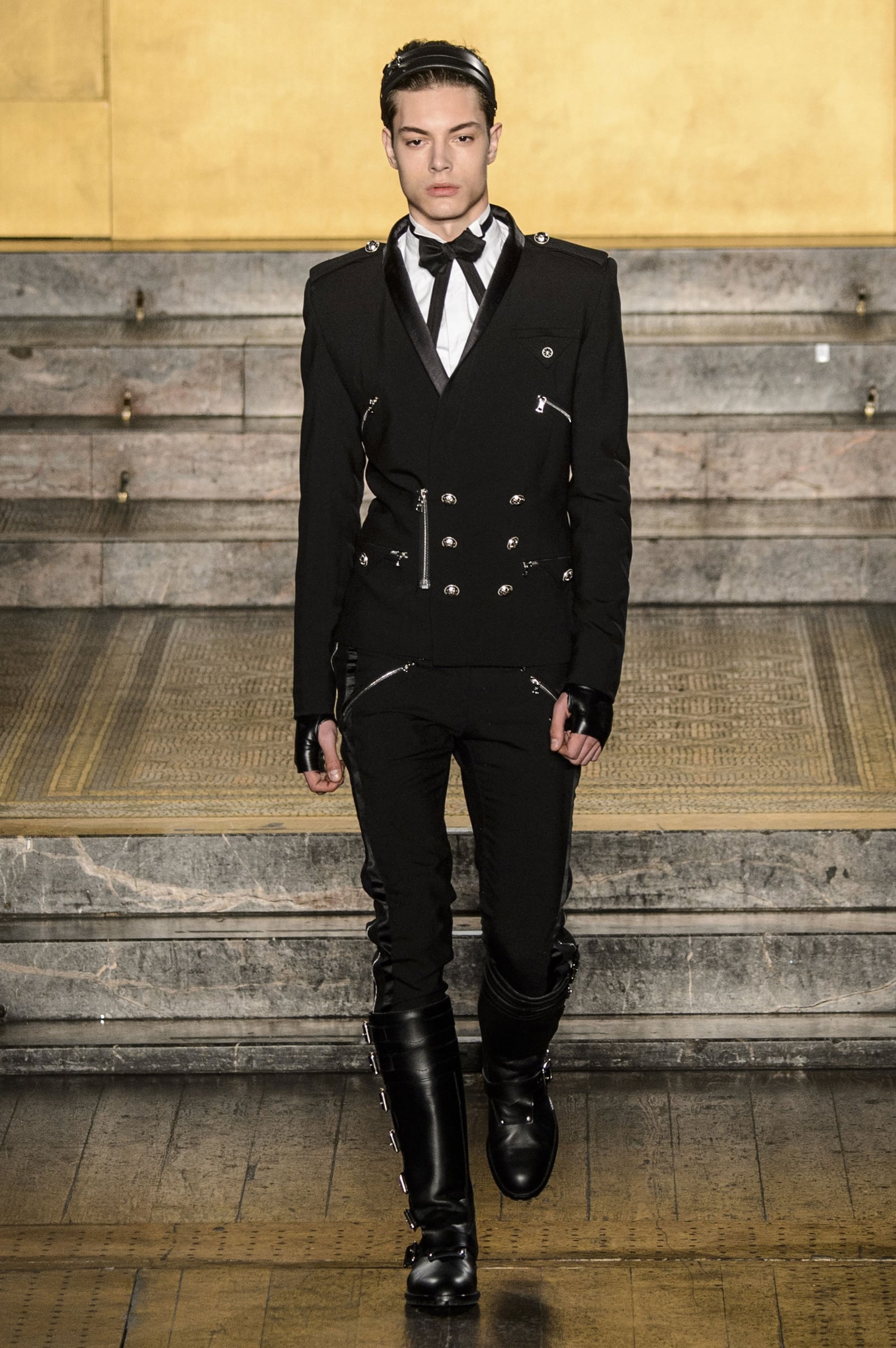 Julien Macdonald Fall 2016 Collection | PS Fashion